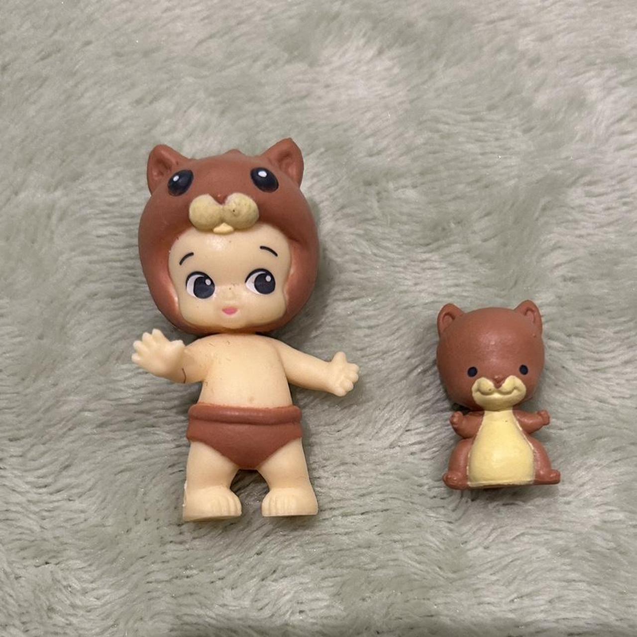 Twozies Cute collectibles 3 babies and 2 animals... - Depop