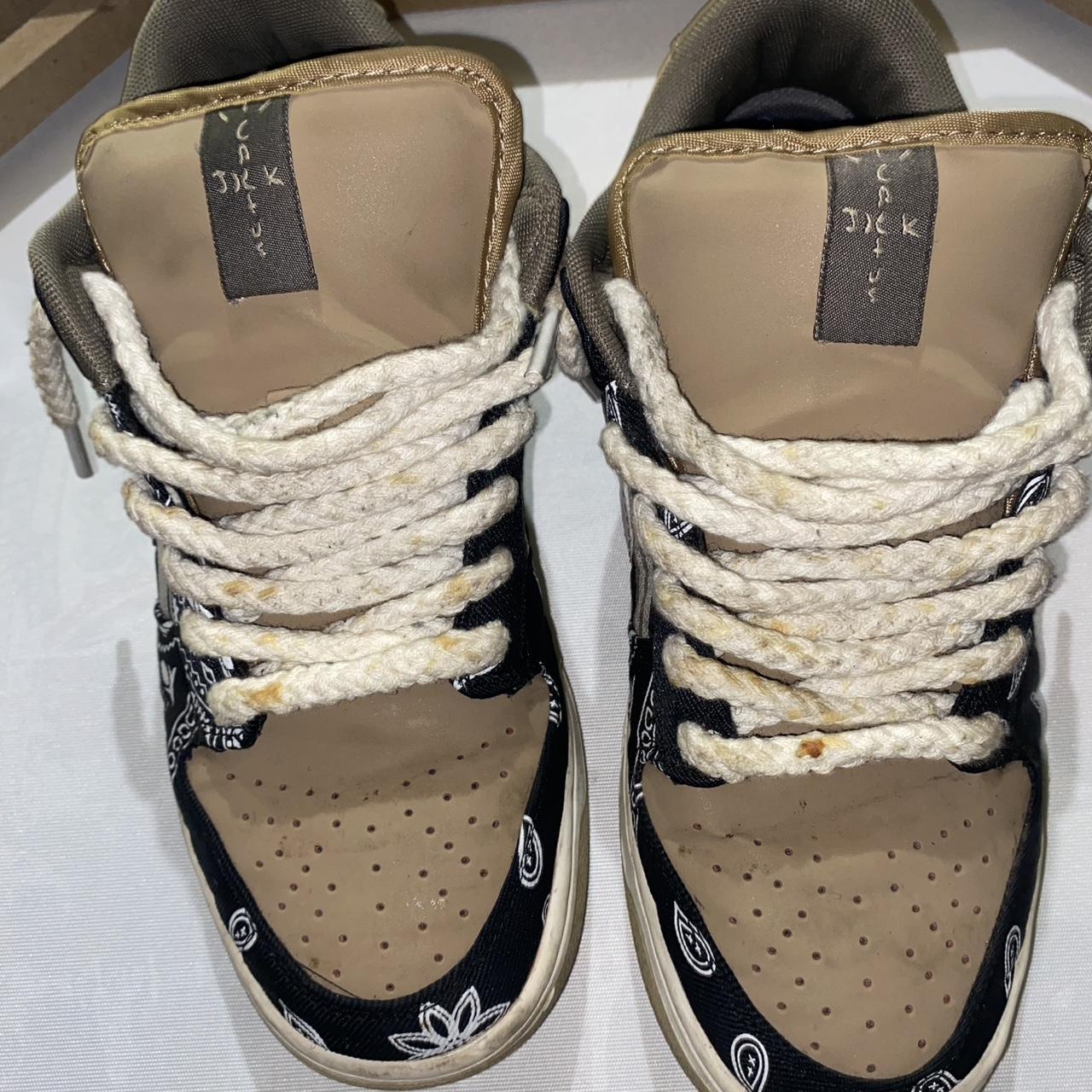 #reps Travis dunks decent condition uses mens 8.5 | Depop