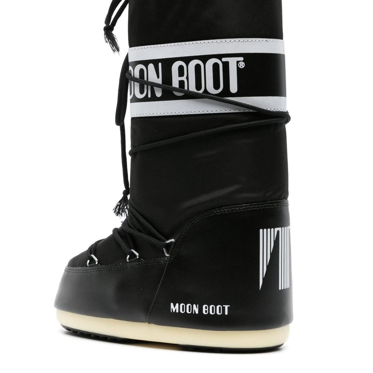 Black Moon boots NEVER worn and won’t wear em. Very... - Depop
