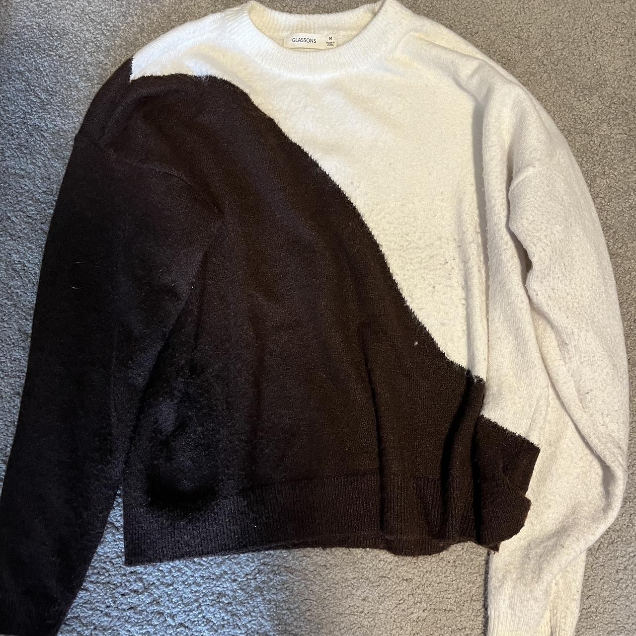 Glassons two tone jumper. Slight pilling - Depop
