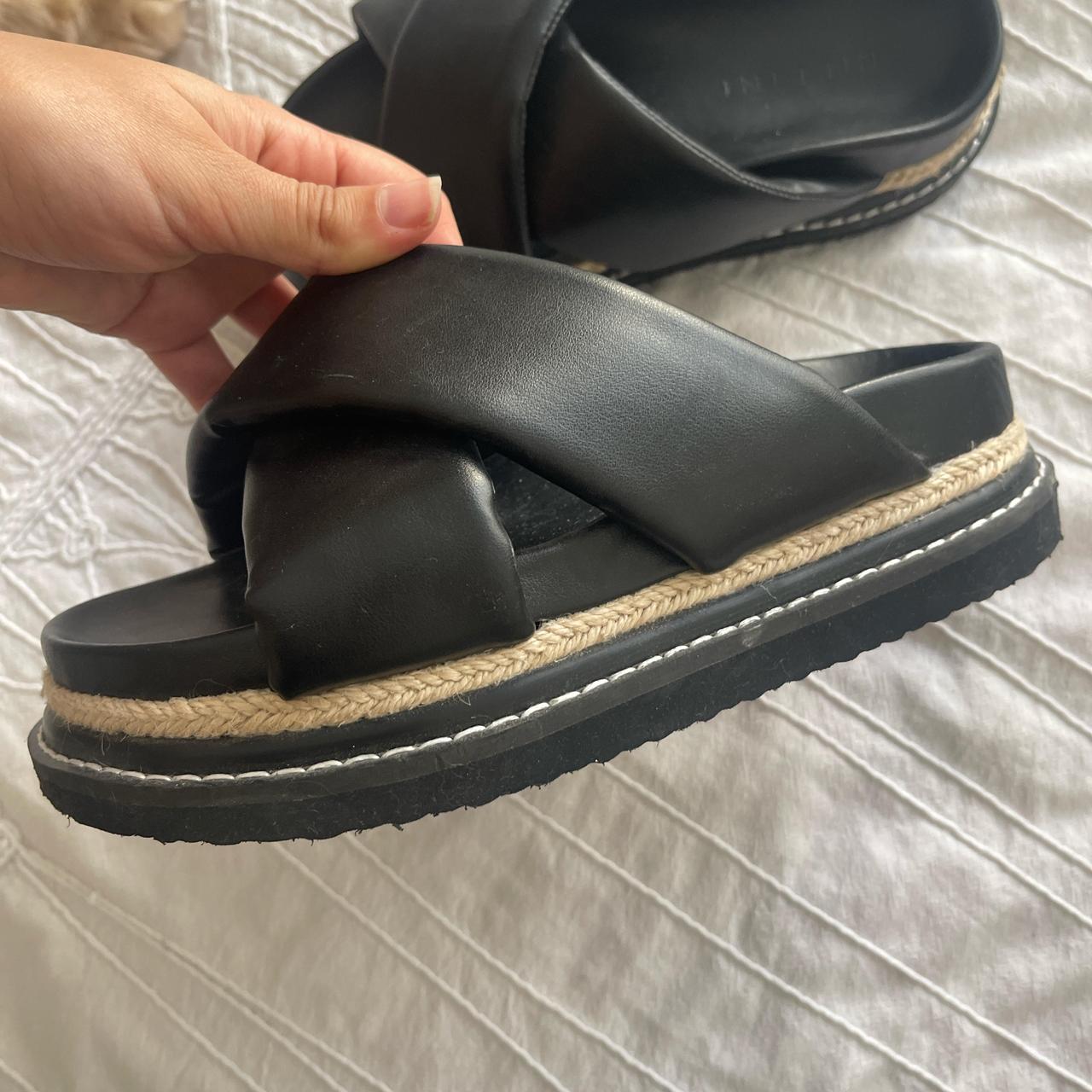 Billini arabella size 6 very good condition only... - Depop