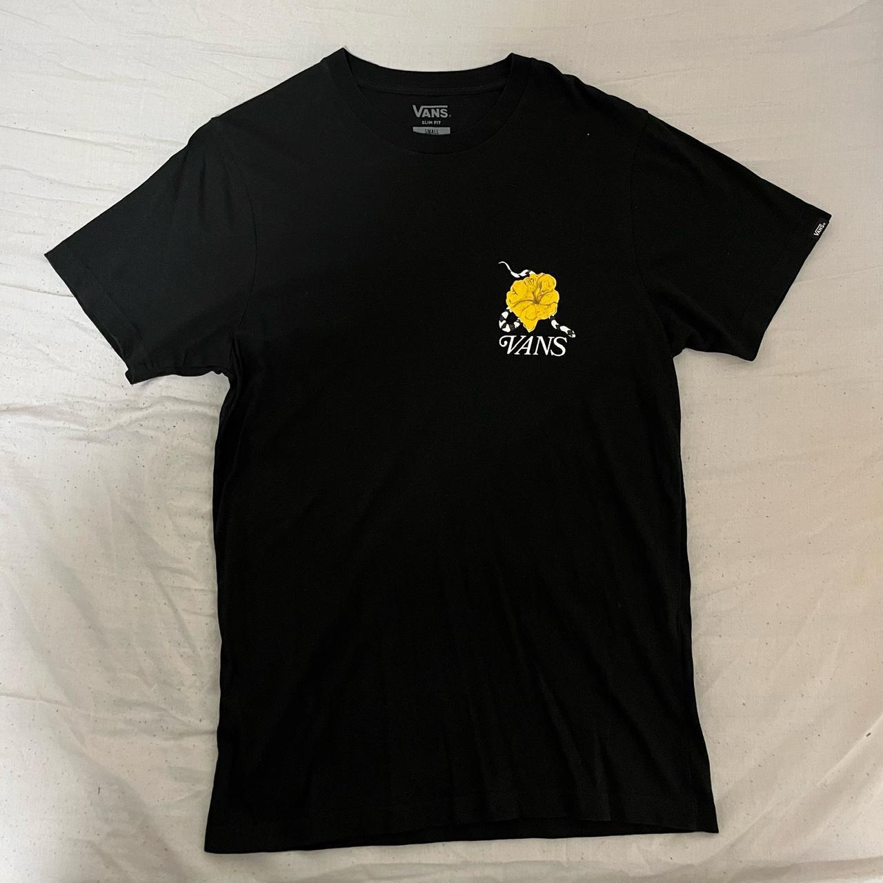 Vans slim fit Graphic T-shirt Size small - Depop