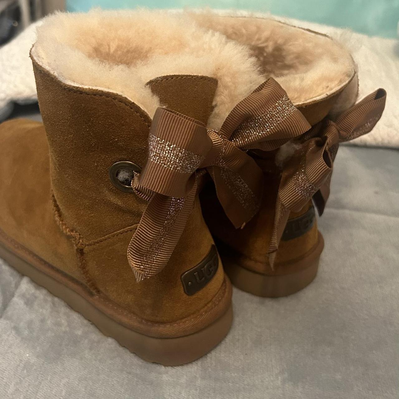 Super cute mini uggs in size WOMENS 8🌸. Super cute... - Depop
