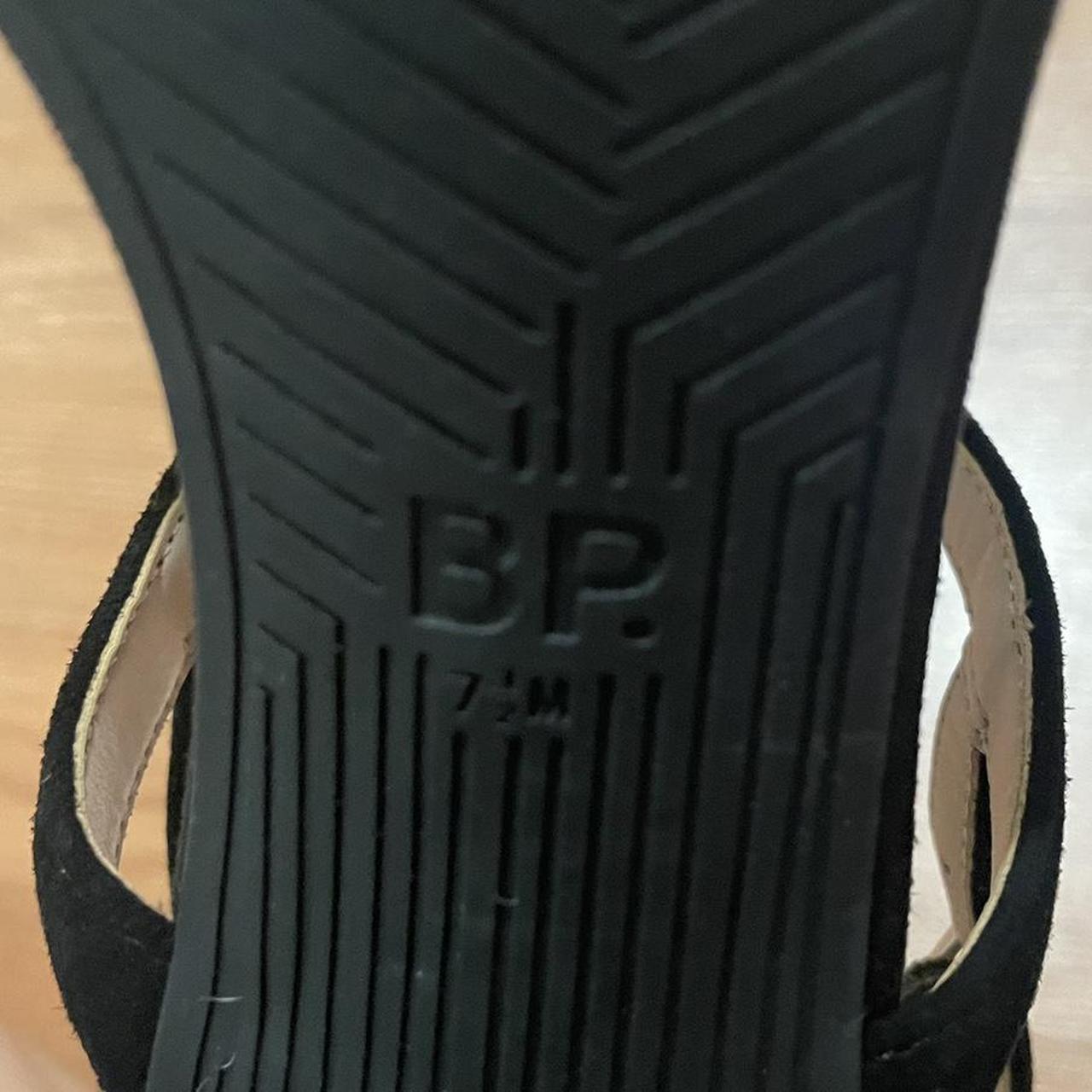 Black heals - 4 inch heals -super cute -comfortable... - Depop