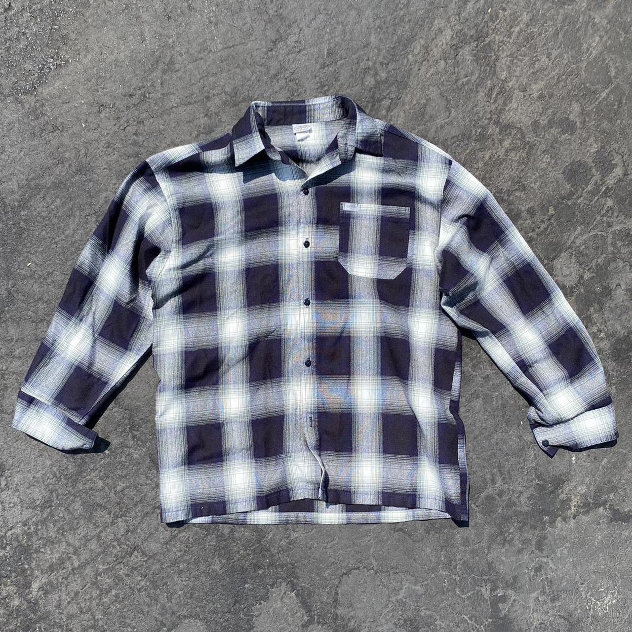 CalTop Flannel Cool color #flannel #buttonup... - Depop