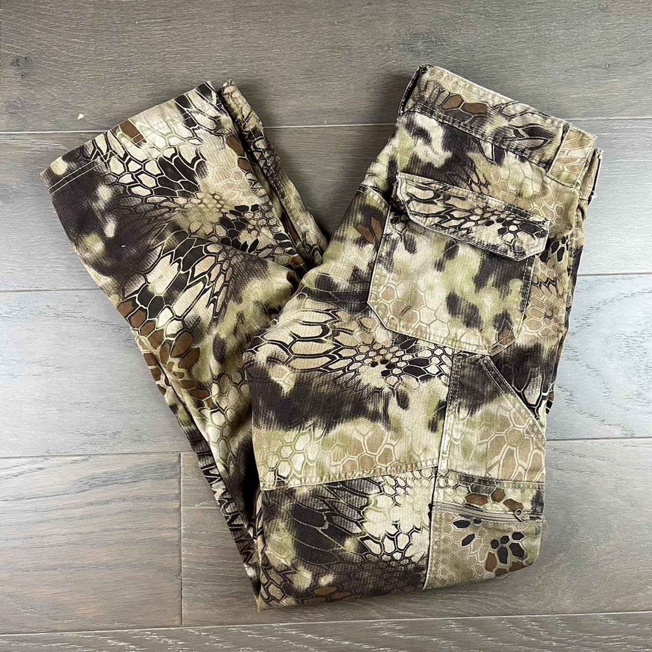 Kryptek Snake Skin Camo Pants size: L - Depop