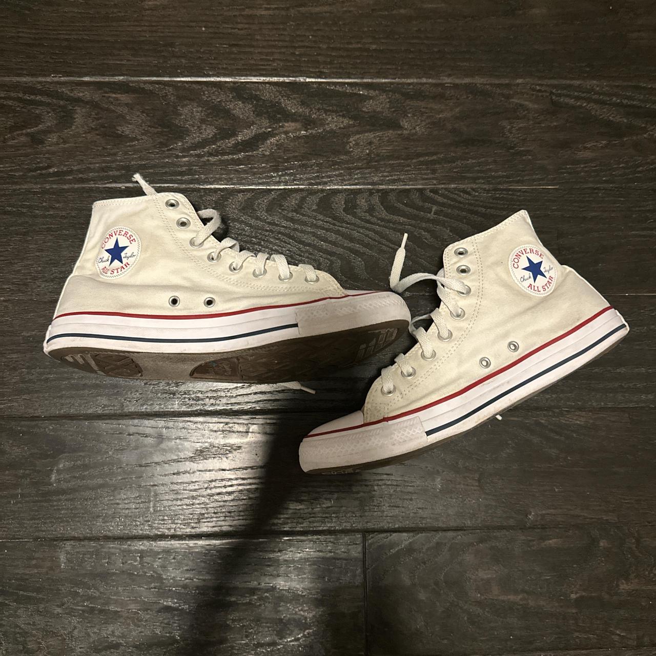 White Converse All Stars Size: 9 worn a decent... - Depop