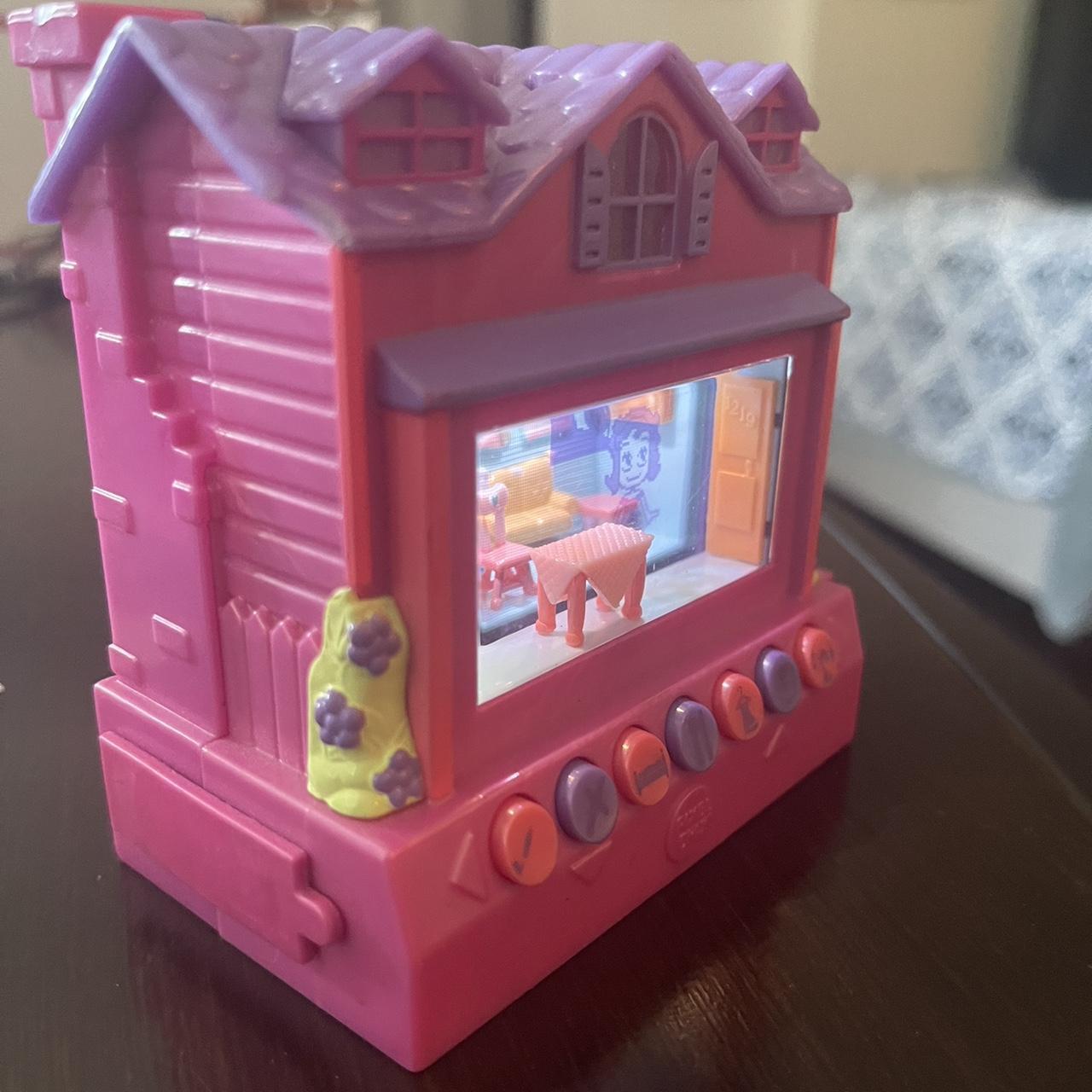 Pixel Chix Tamagotchi Game Original 2005, has only... - Depop