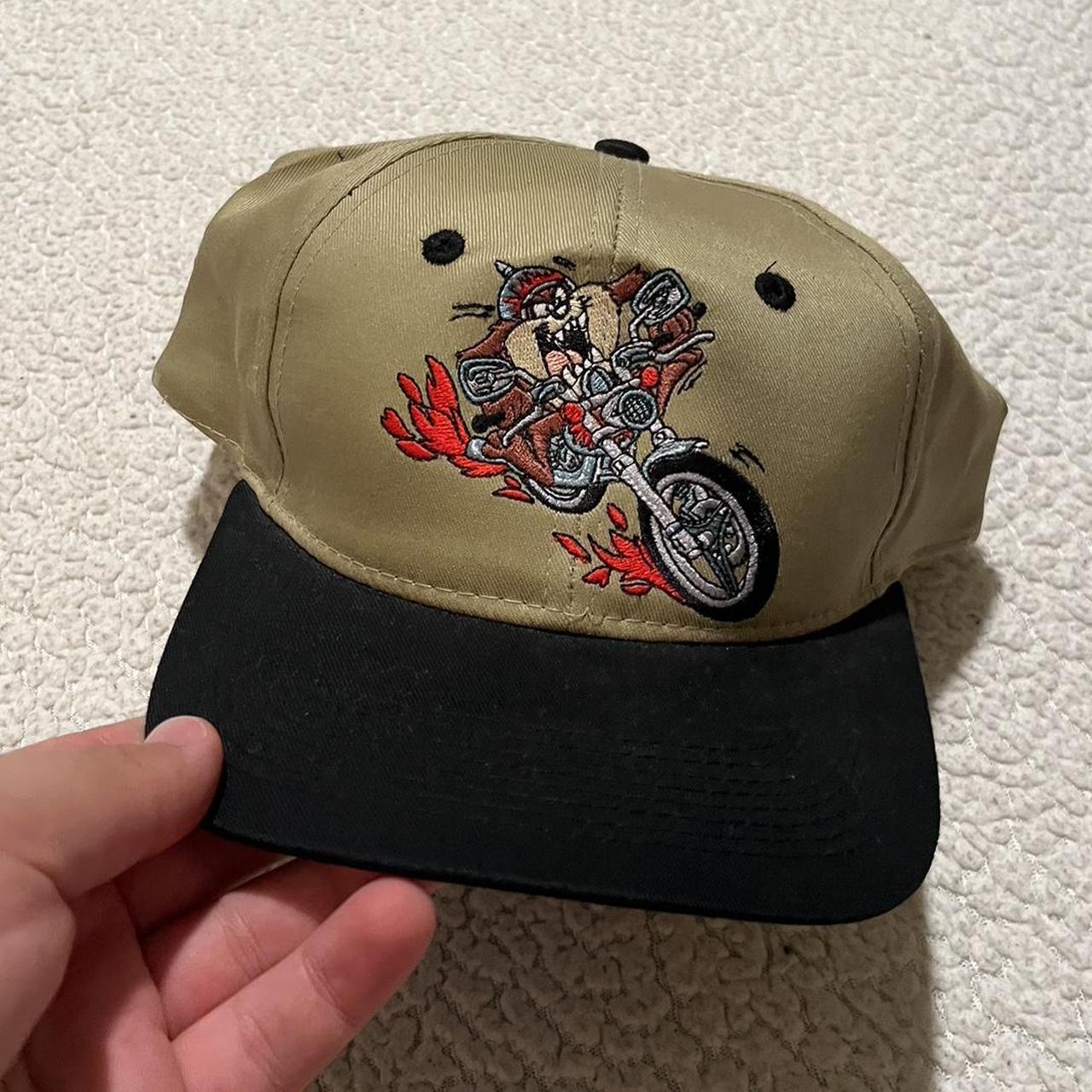 vintage 1996 tasmanian devil looney tunes snapback... - Depop