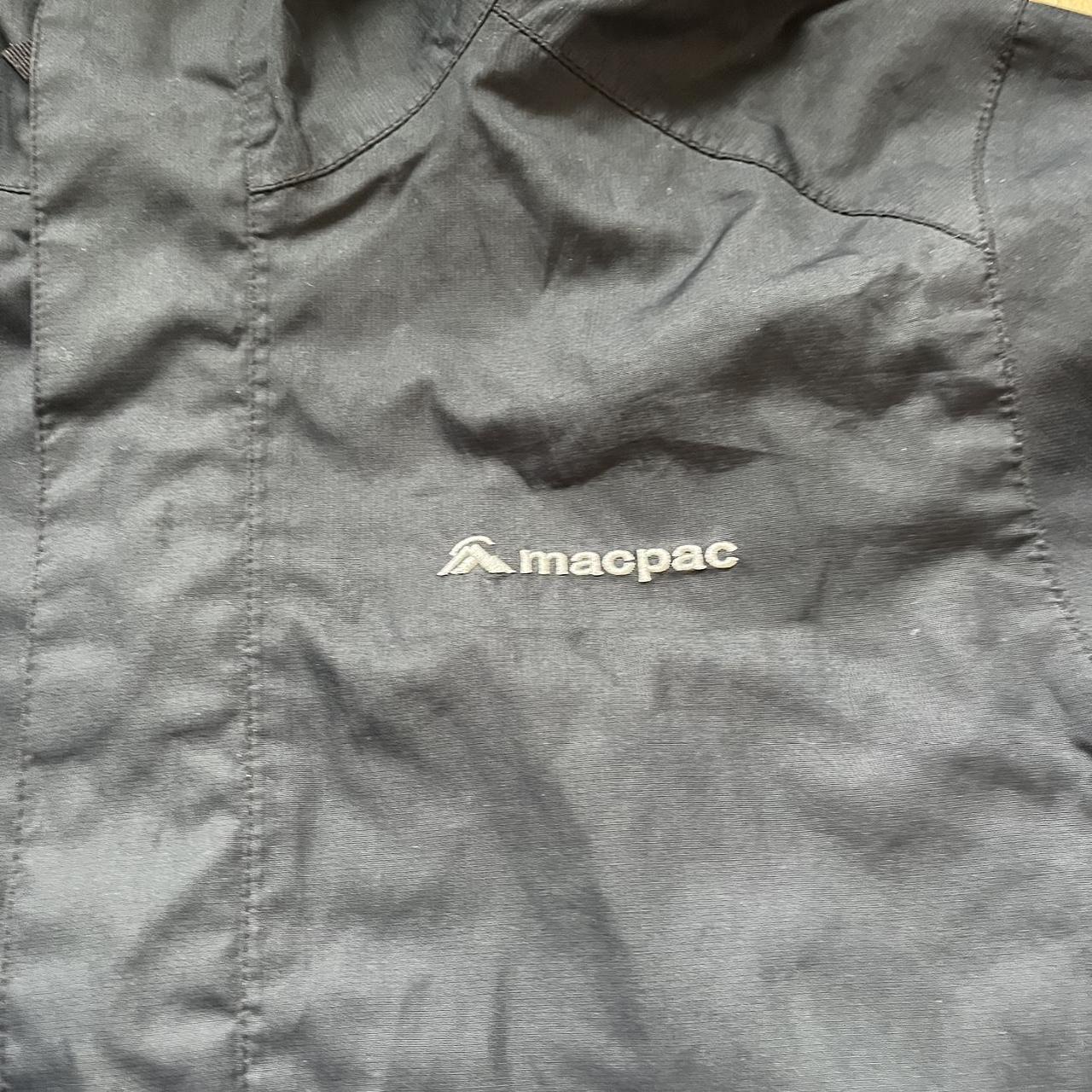 MacPac size kids 12 rain jacket near new condition - Depop