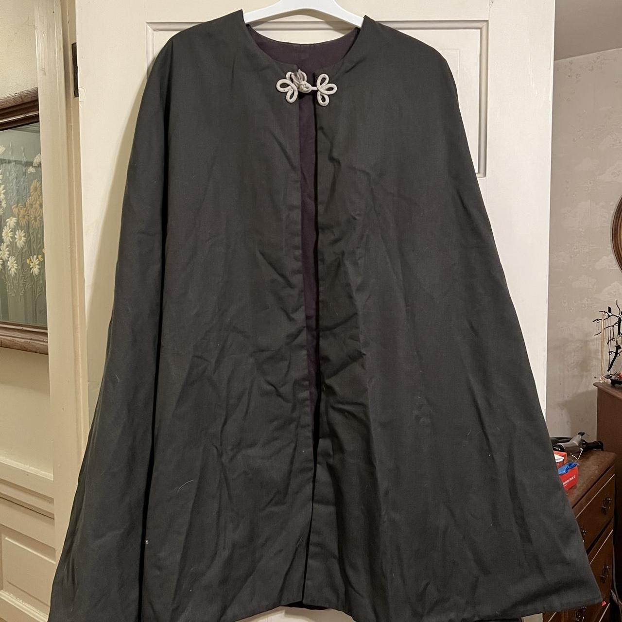 vintage dark gray cape! 🦇 I only wore this a few... - Depop
