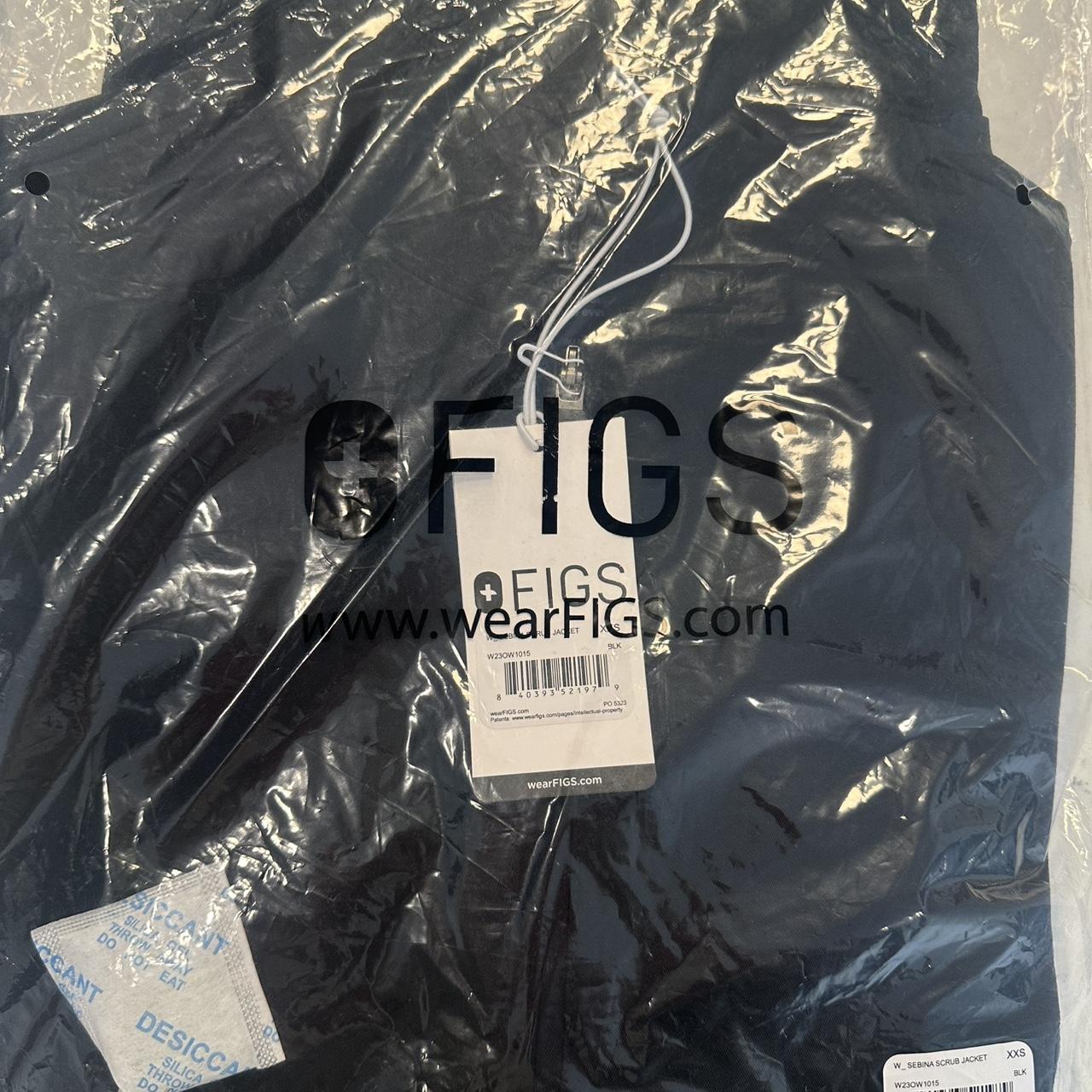 Brand New - FIGS Sebina Scrub Jacket in Black.... | Depop