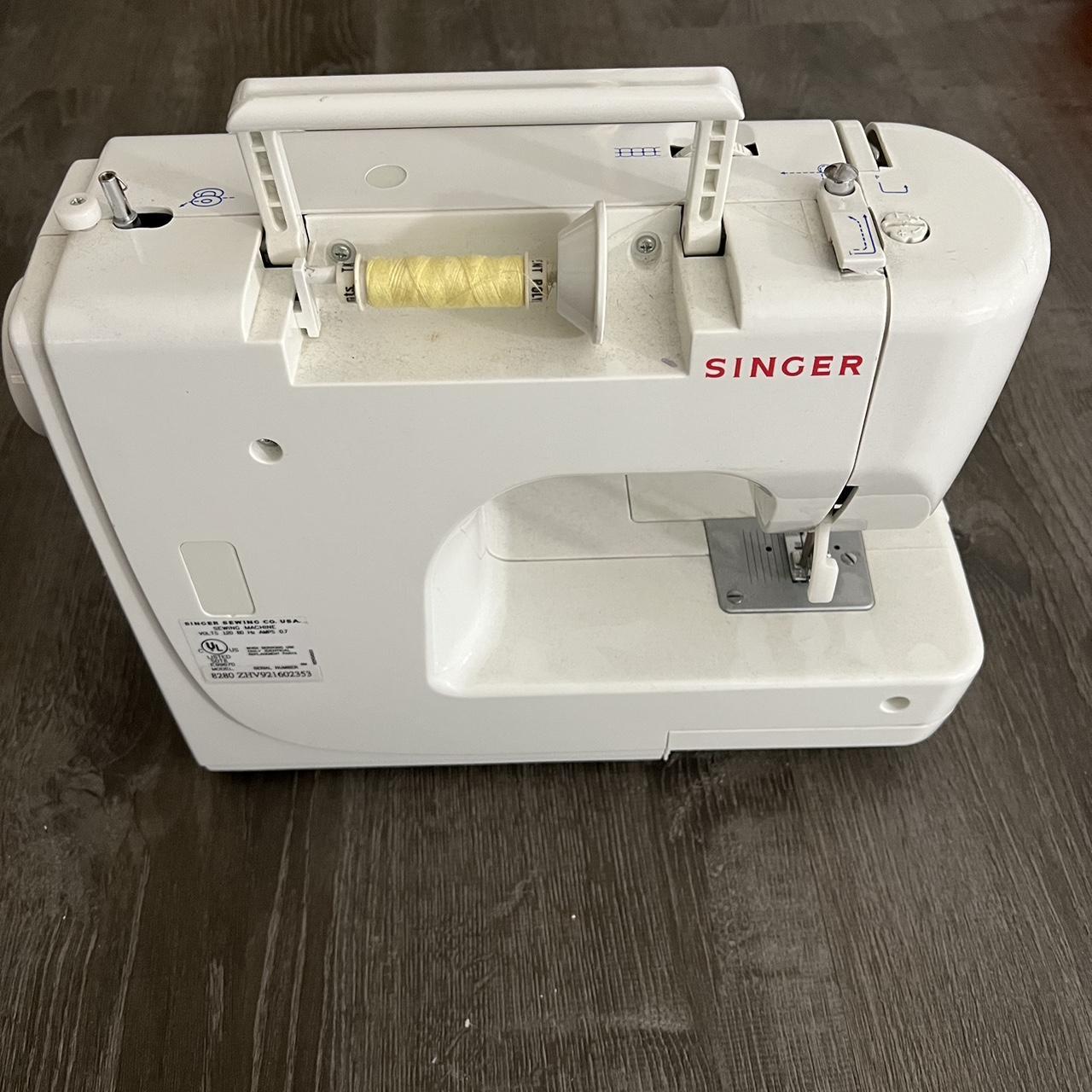 SINGER prelude Sewing Machine Selling as is, no... - Depop