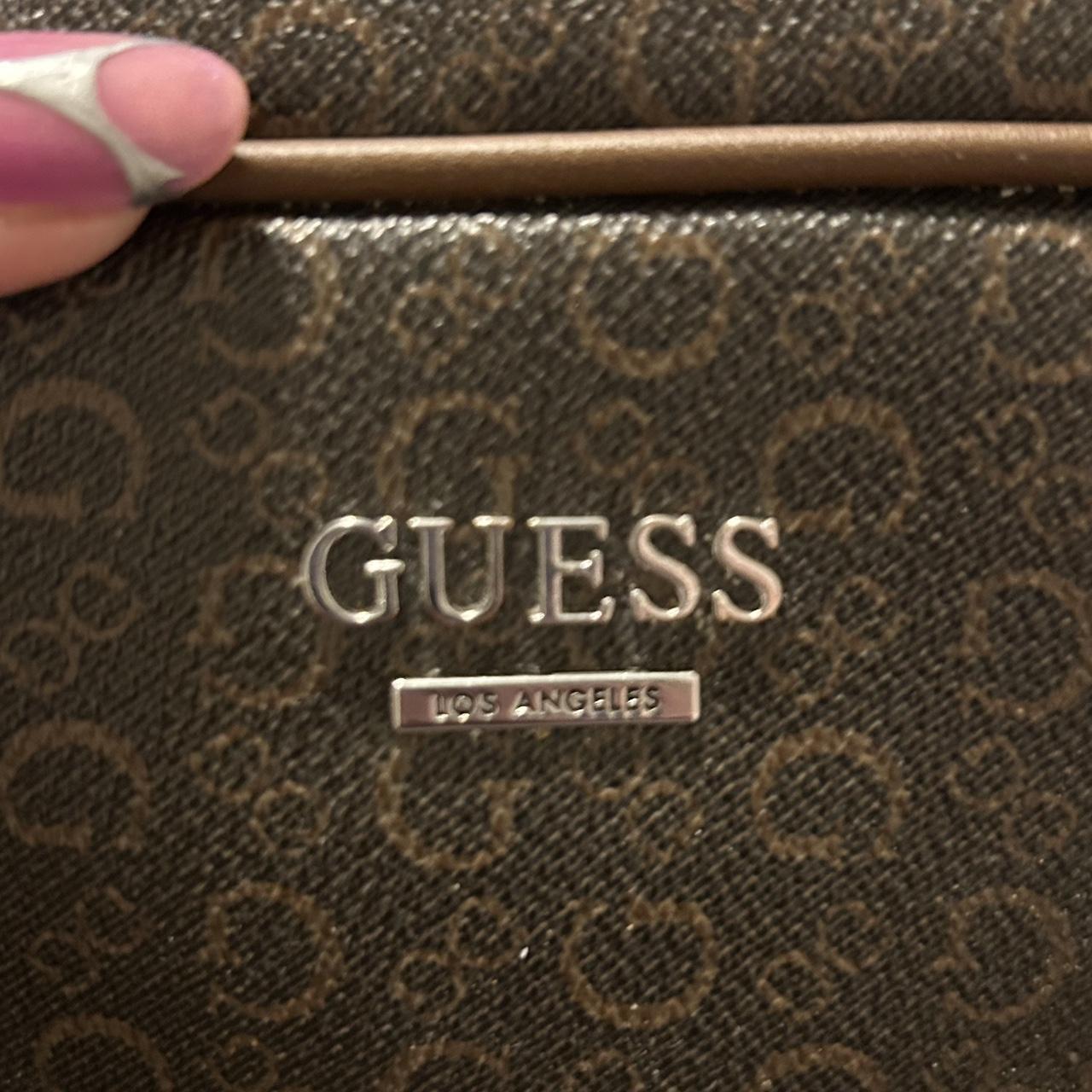 Guess Purse, only used a couple times - Depop