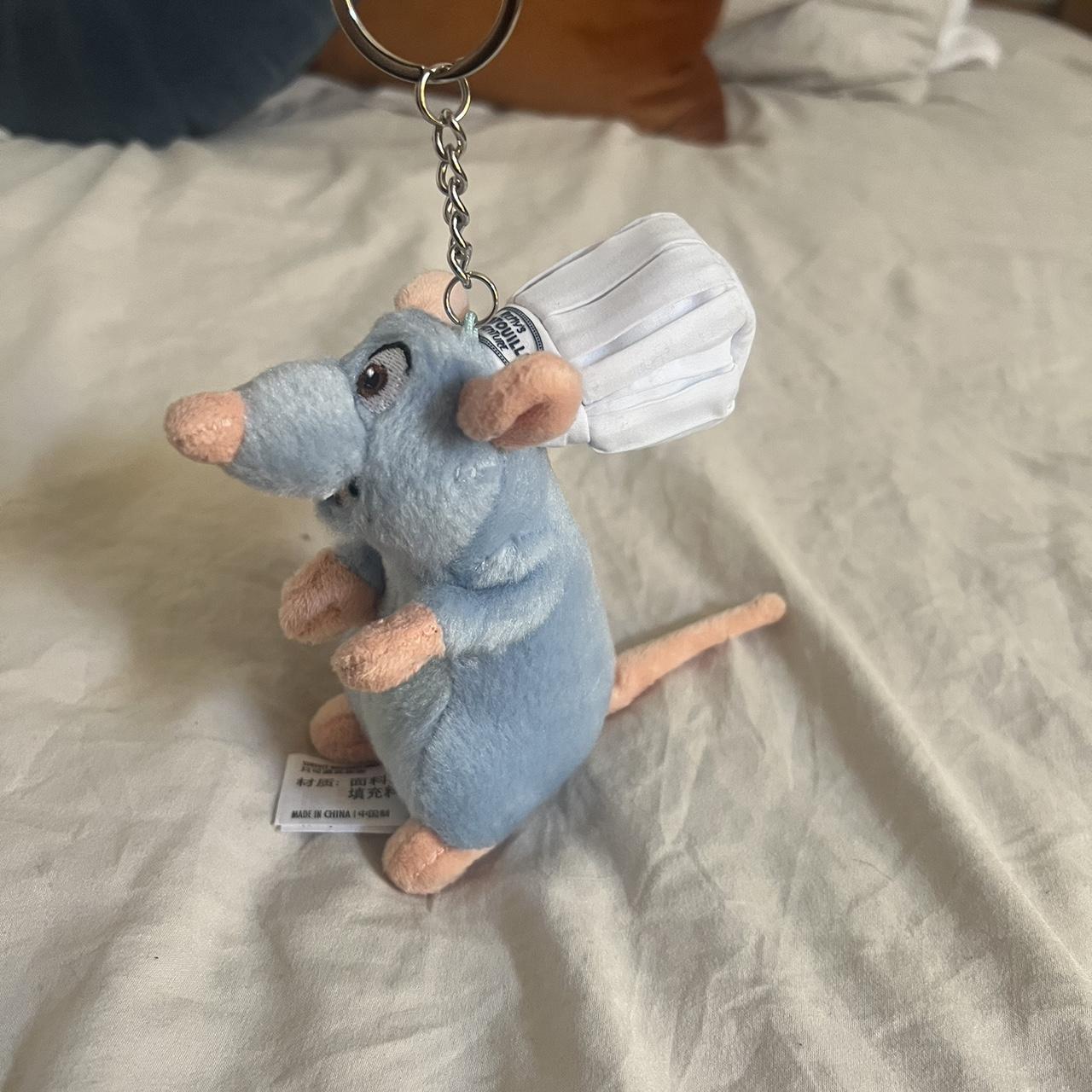Disney remy ratatouille keychain from the parks... - Depop