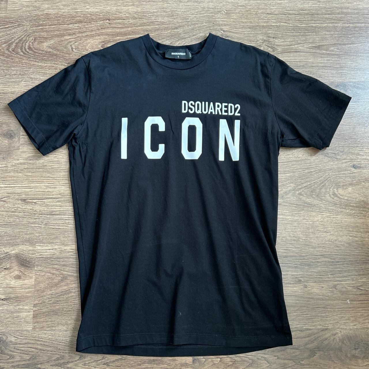 Dsquared logo t shirt Size L Great condition selling... - Depop