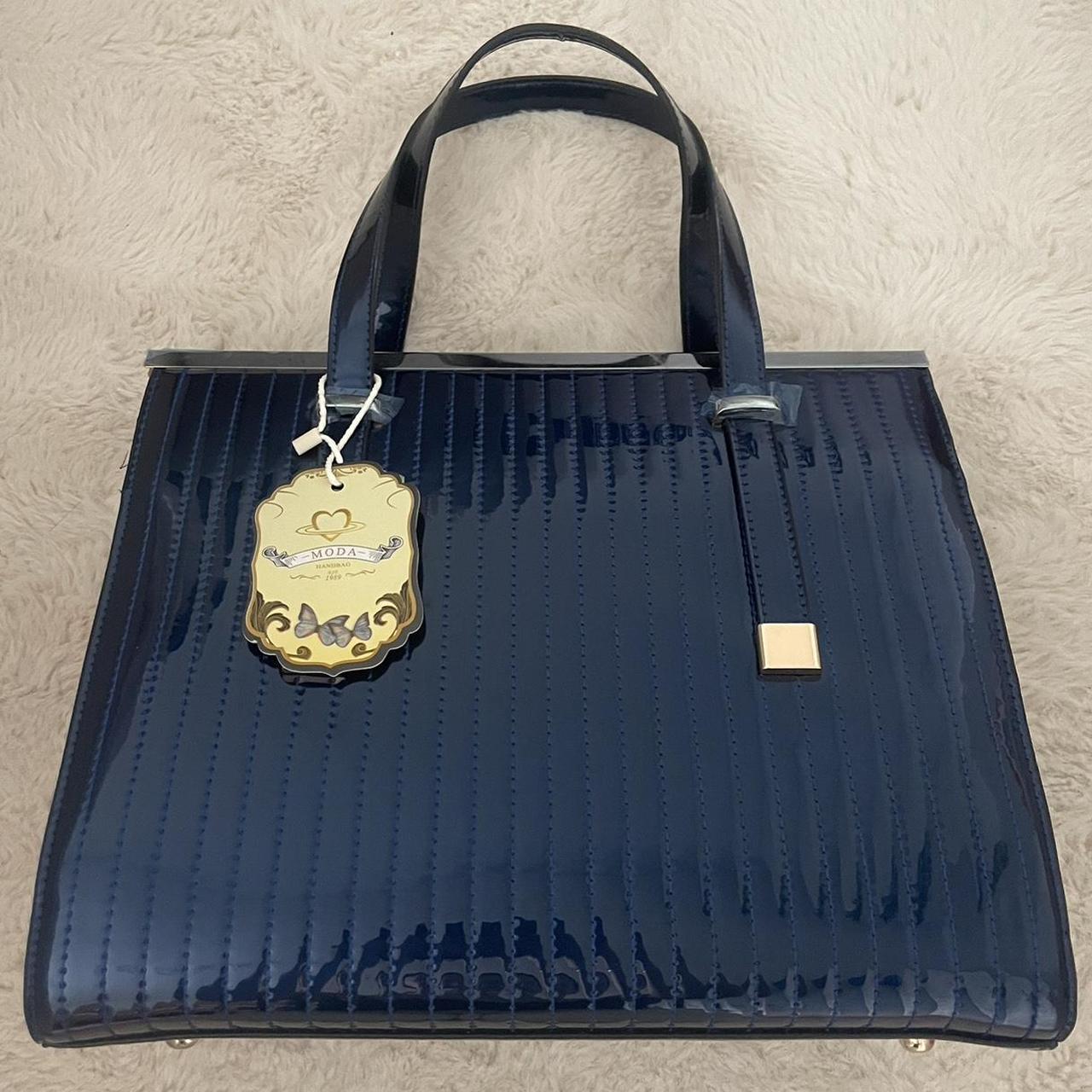 Moda Handbags Navy Bag never been used, still has... - Depop