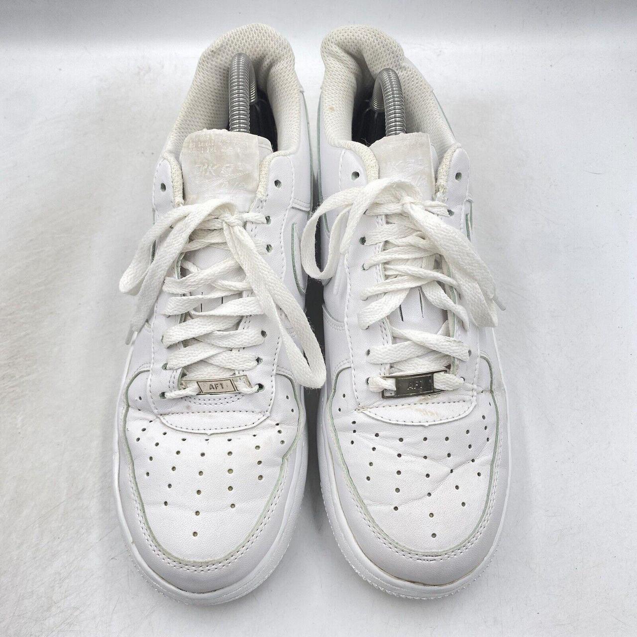 NIKE AIR FORCE 1 WHITE TRAINERS SIZE UK 7.5 LEATHER... - Depop