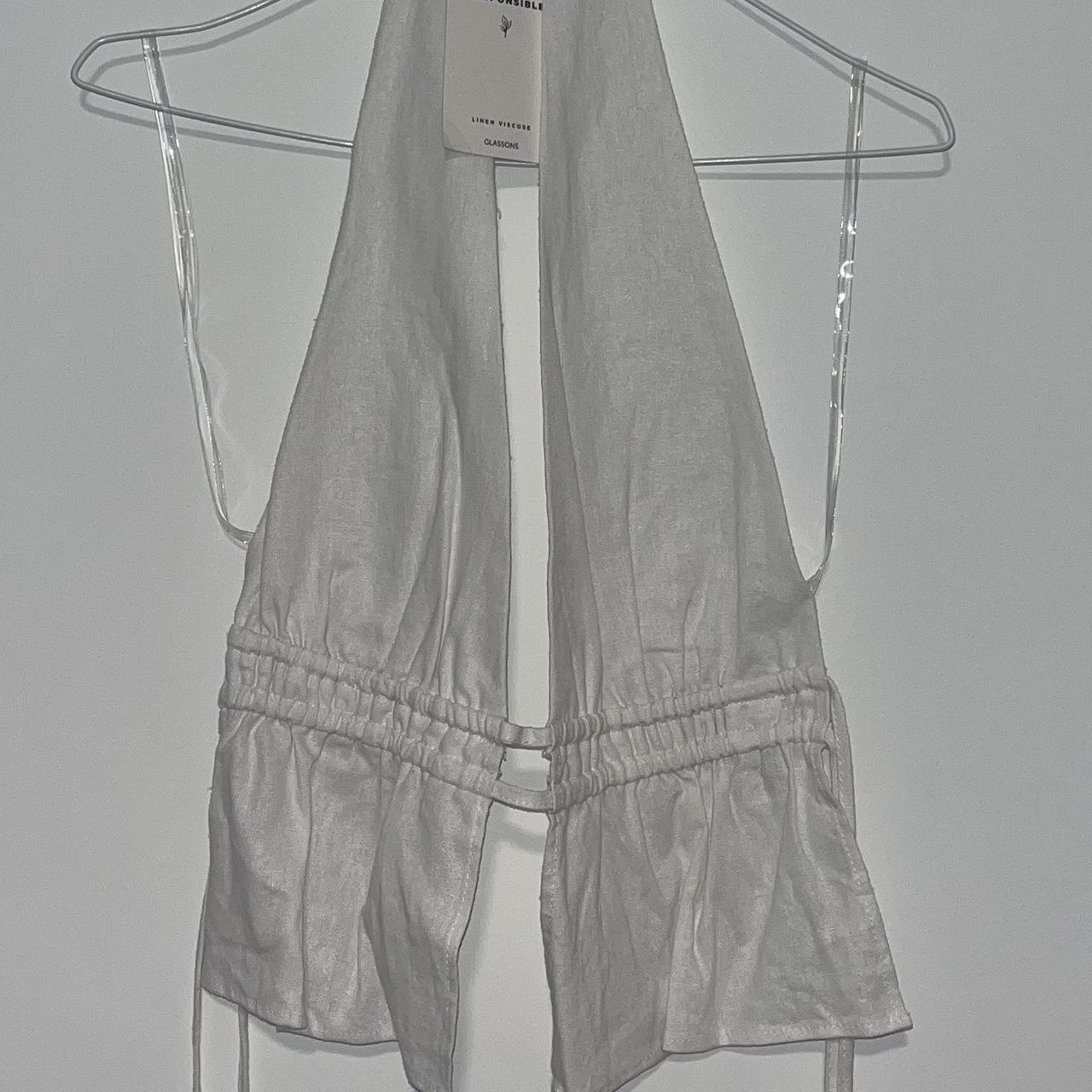 Glassons split front open back halter top - Never... - Depop