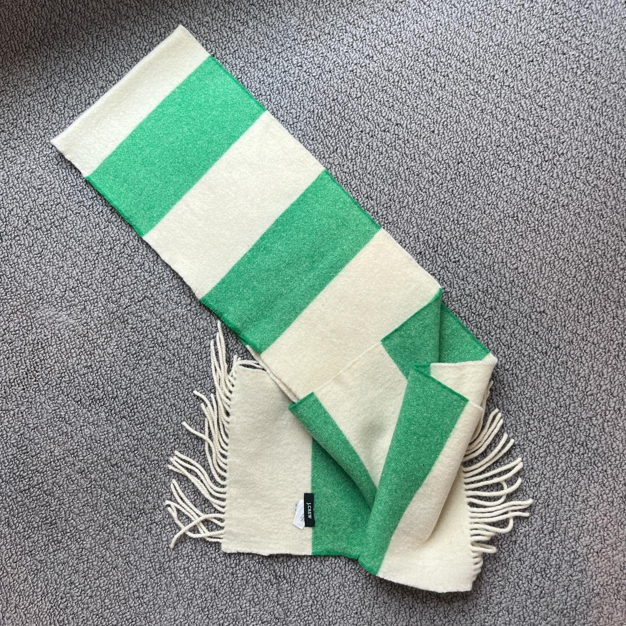 J crew lambs wool scarf - Depop