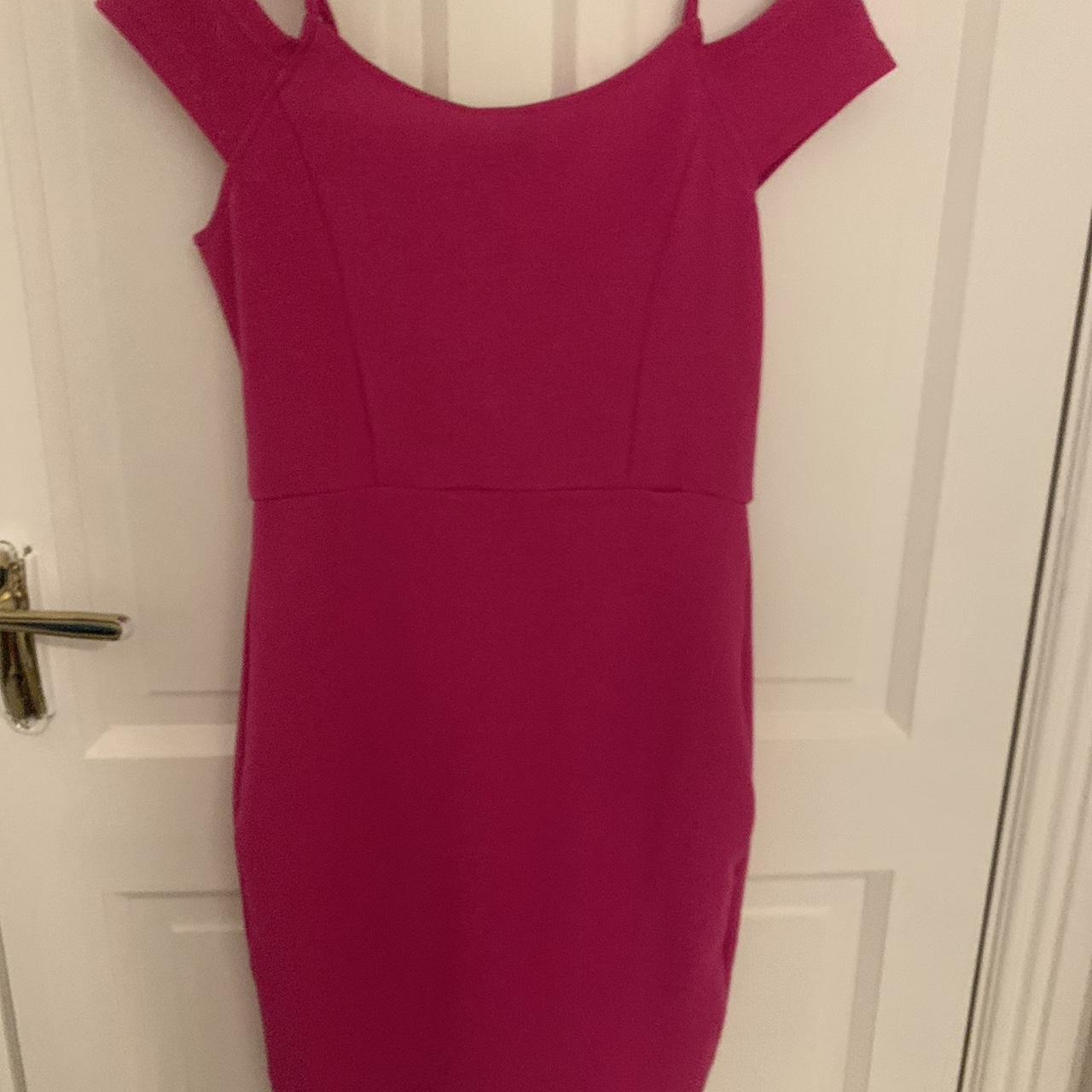 Lovely pink dress up in the front very flattering... - Depop