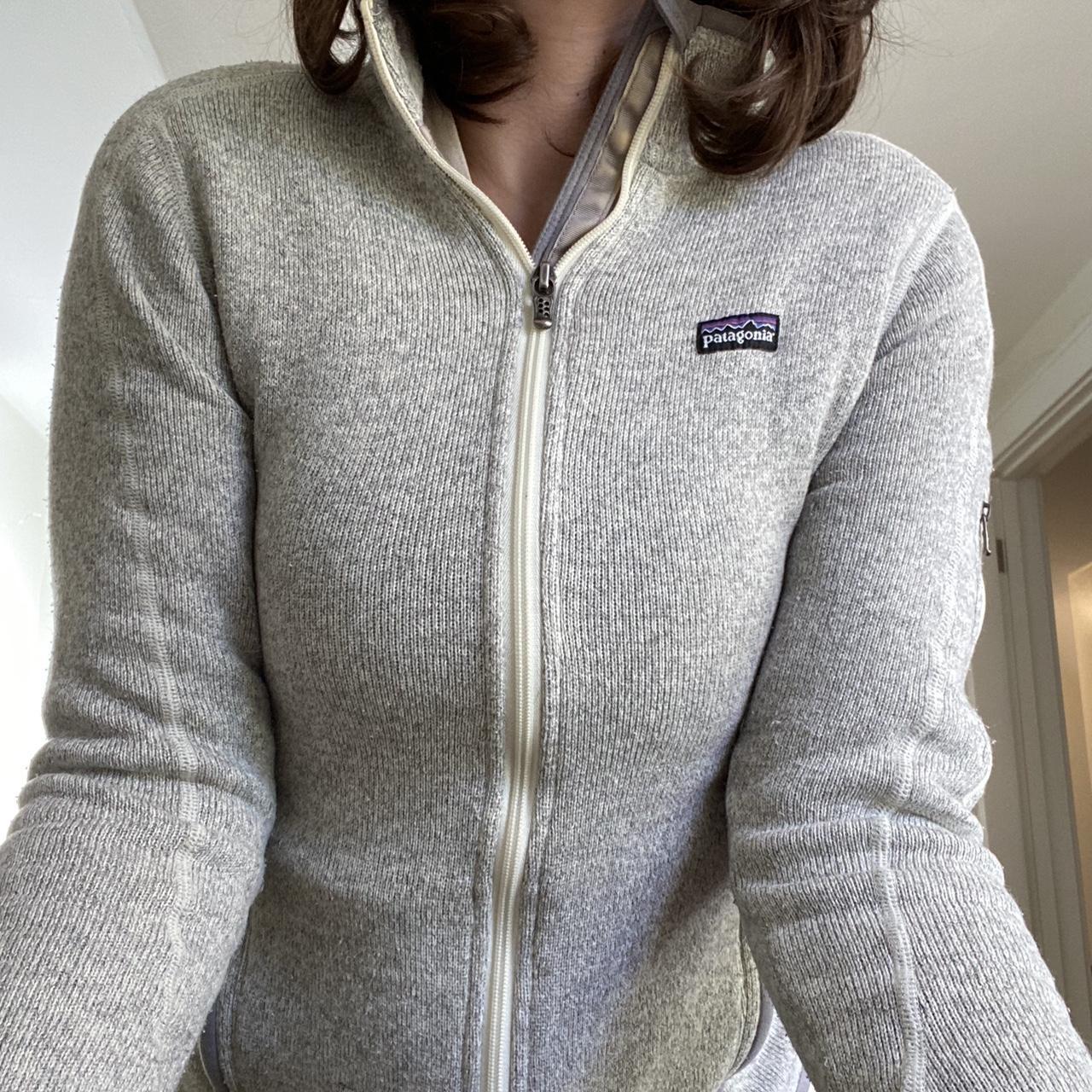 Patagonia zip up jacket, fits like a s-xs. Very cute... - Depop