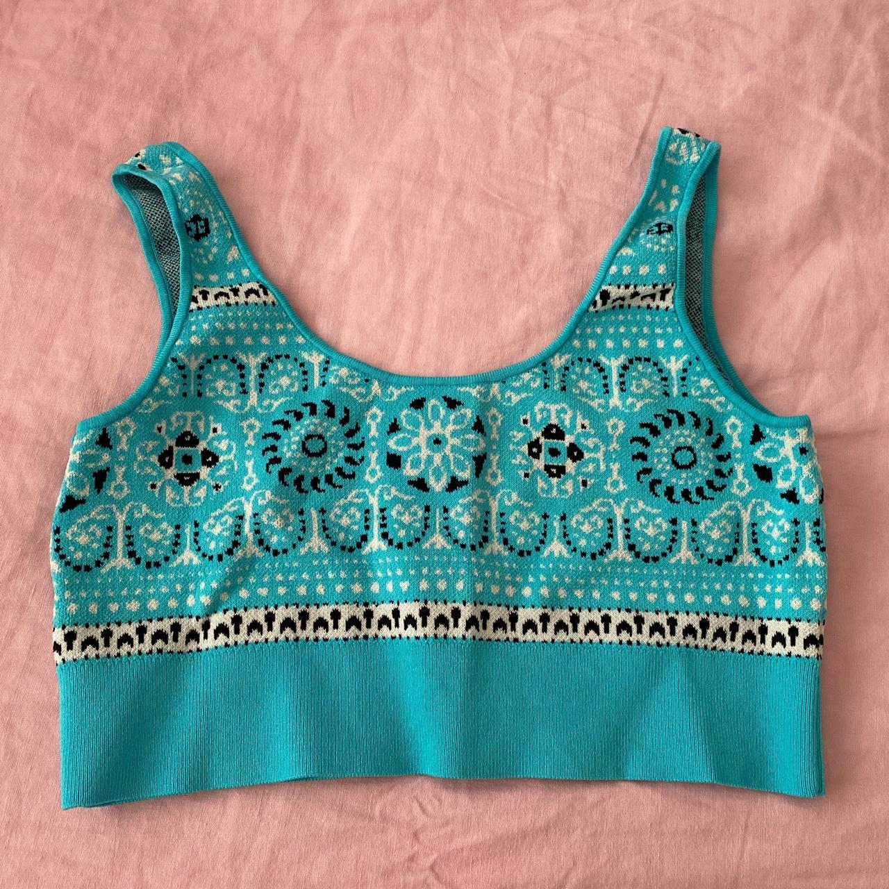 Tigerlily crop, last season. Size 12. So cute! Worn... - Depop