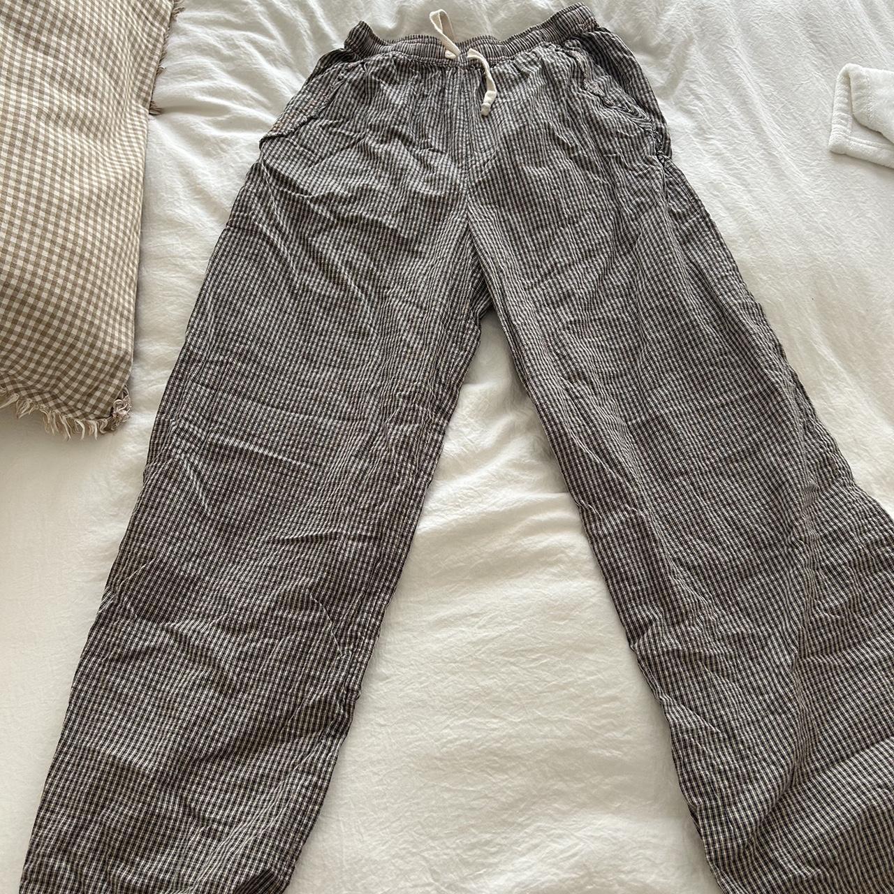 Urban pants size small - Depop
