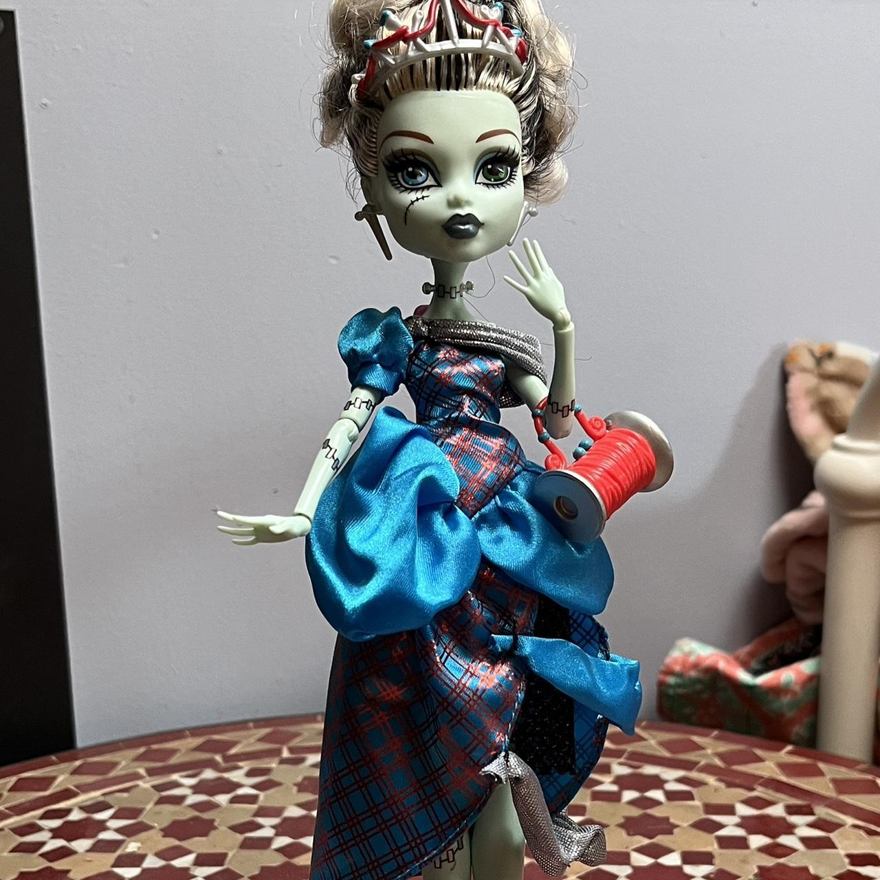 Frankie scarily ever after doll Decent condition... - Depop