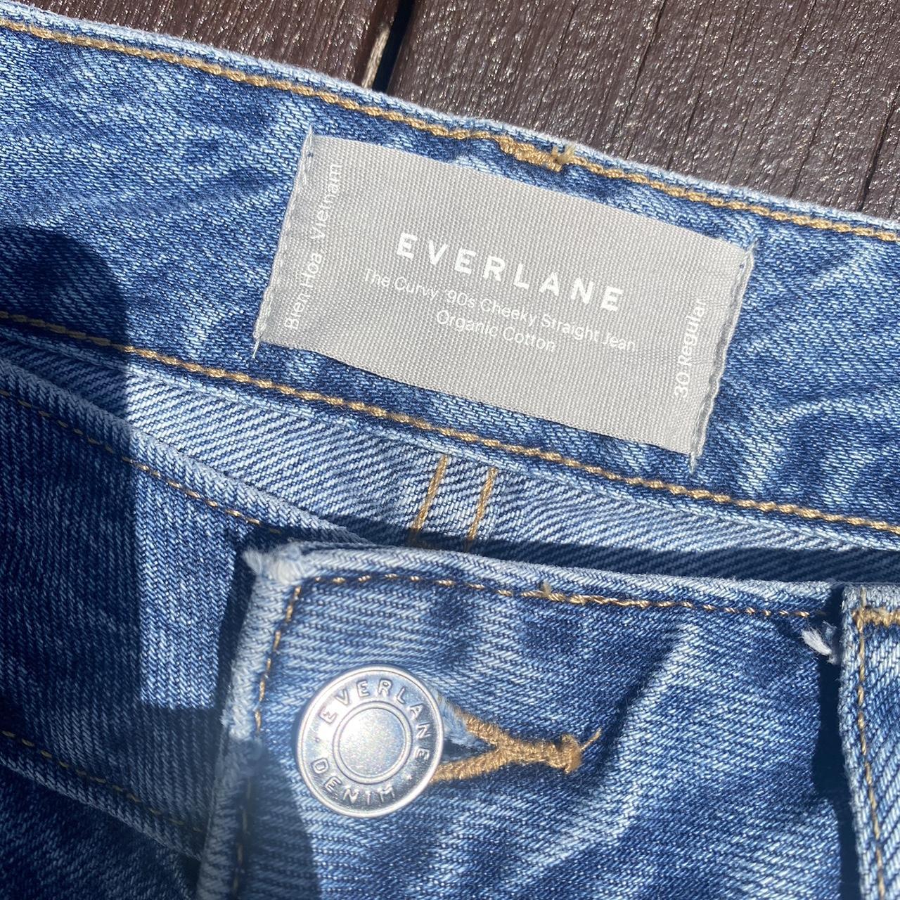 Everlane Curvy 90s Cheeky Straight Jean in Medium... - Depop