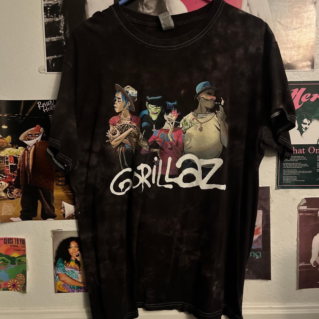 Hot Topic Gorillaz graphic tee Large - Depop