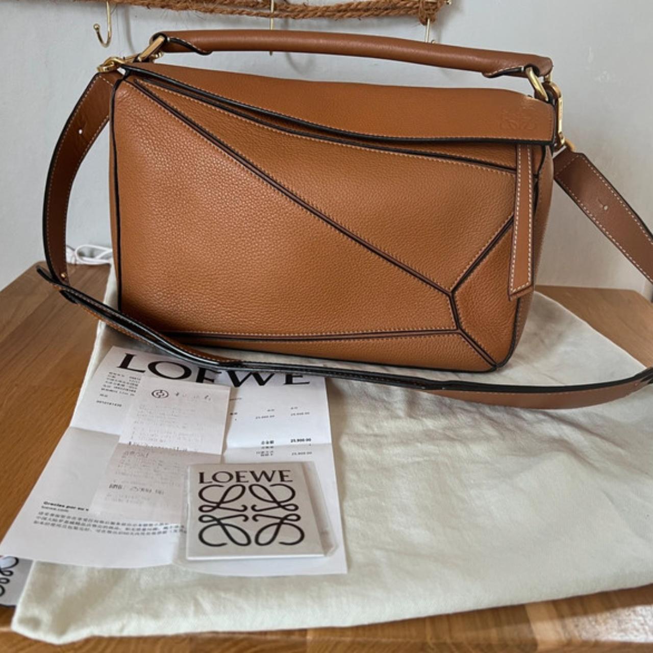 Loewe Puzzle Très bon état·Loewe with an invoice... - Depop