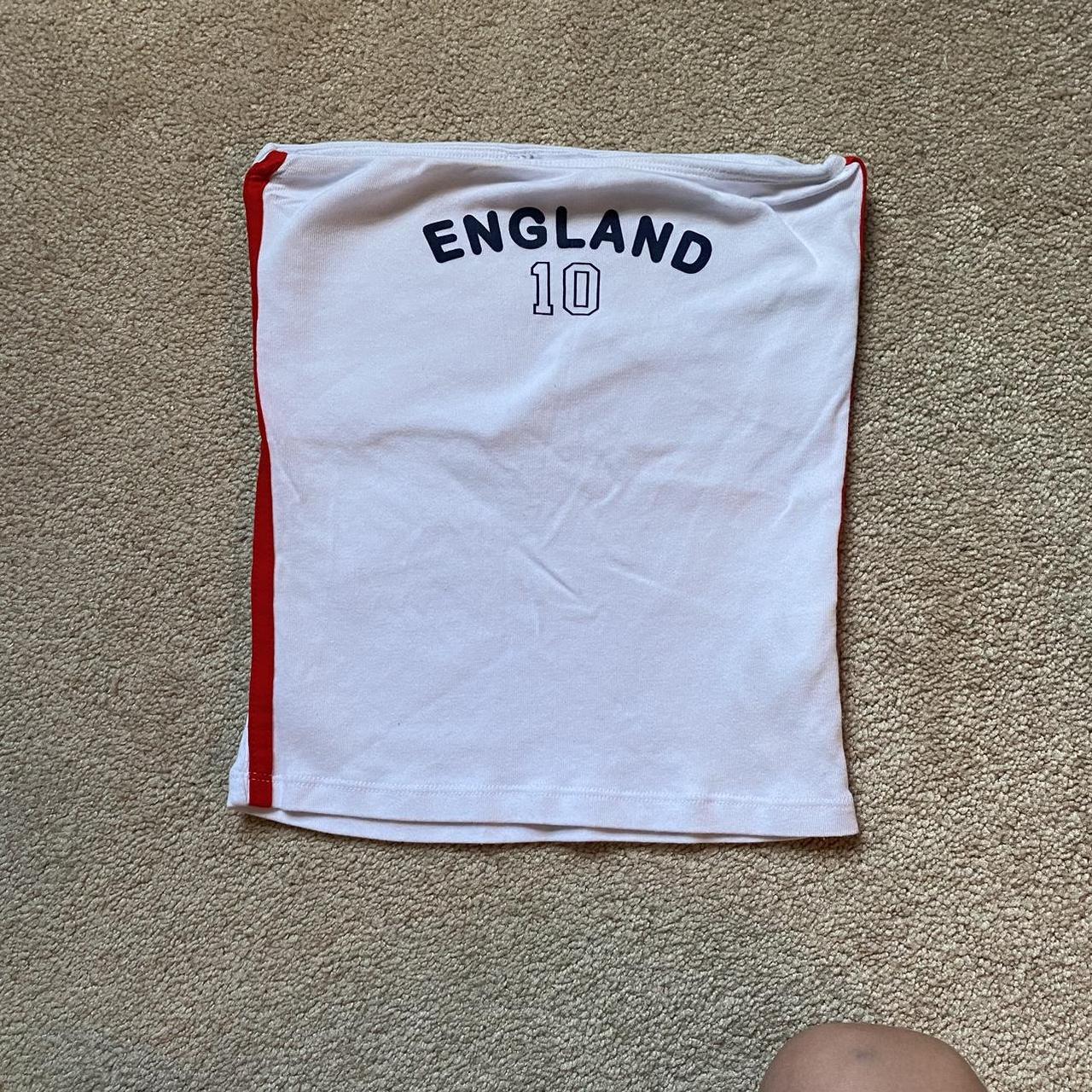 England Subdued white and red tube top Size medium... - Depop