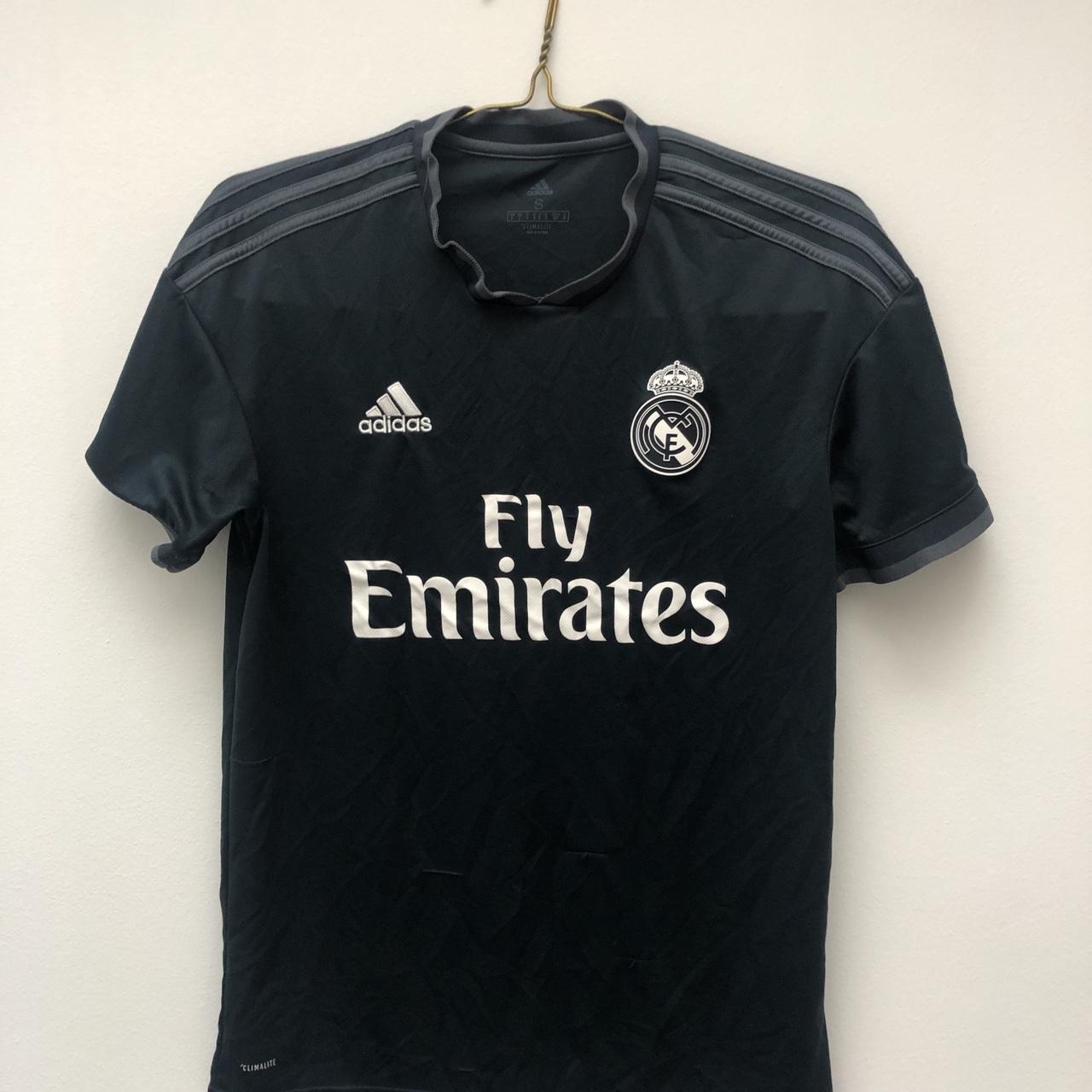 Real Madrid 2018/19 away kit Men’s small Slight... - Depop