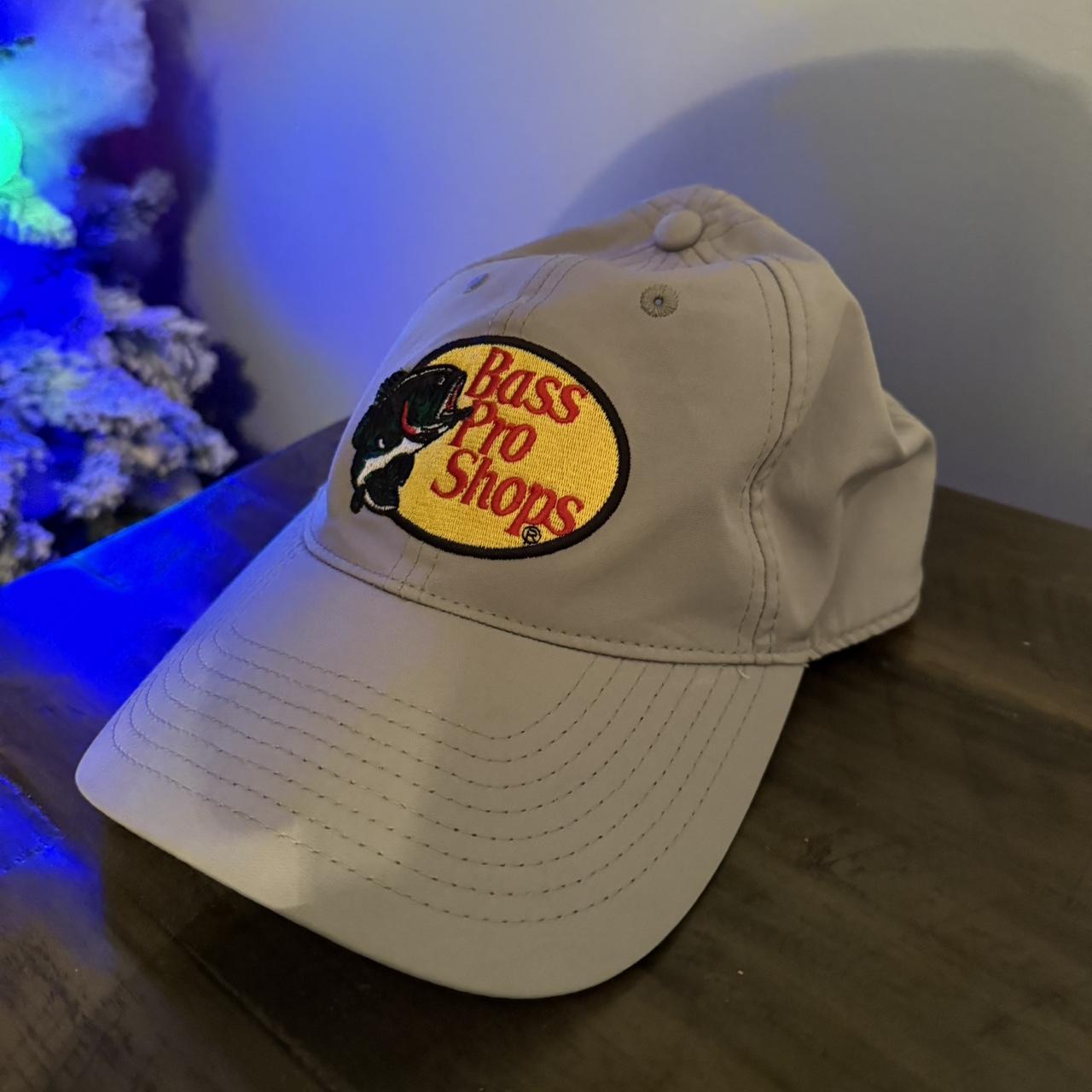 Men’s Bass Pro Shop hat - Depop