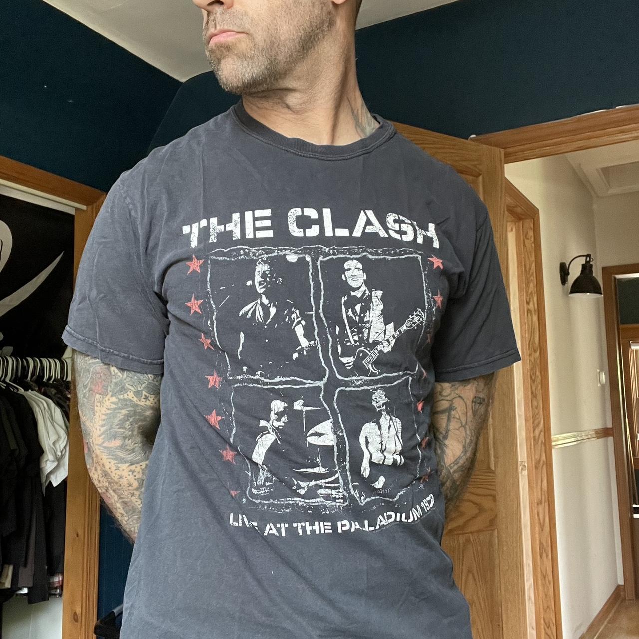 Pit to pit: 18 Length: 23 1/2 Shoulder to shoulder... - Depop