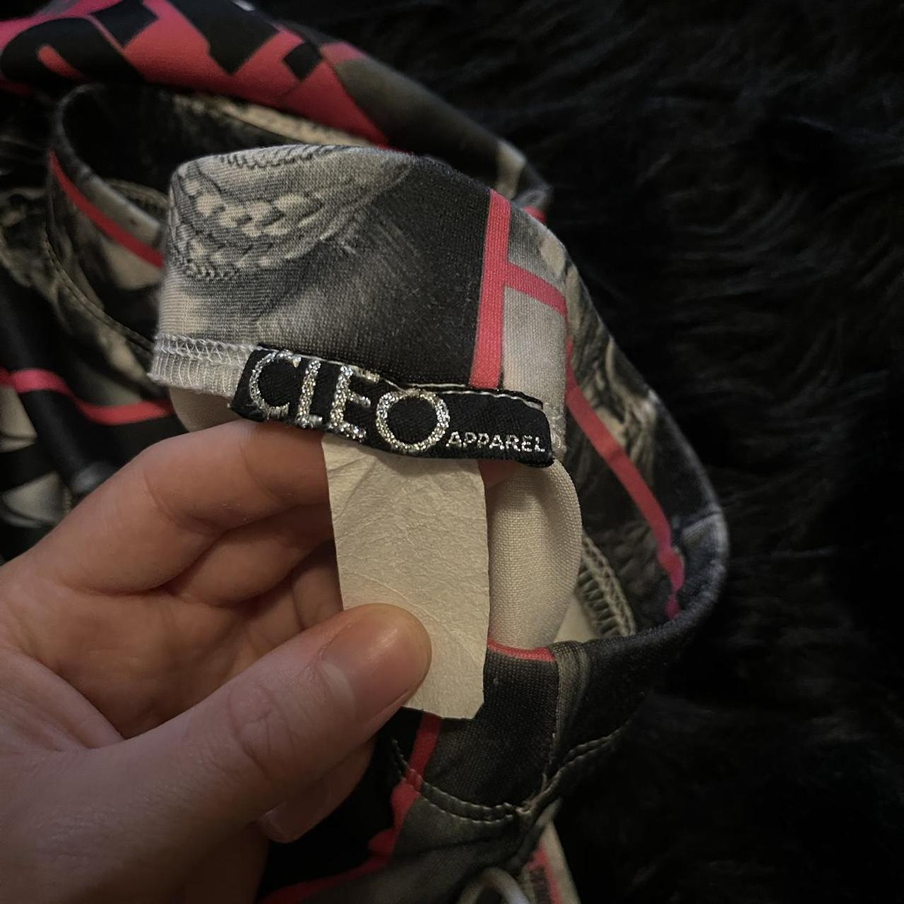 All over print y2k pencil skirt from cleo, really... - Depop