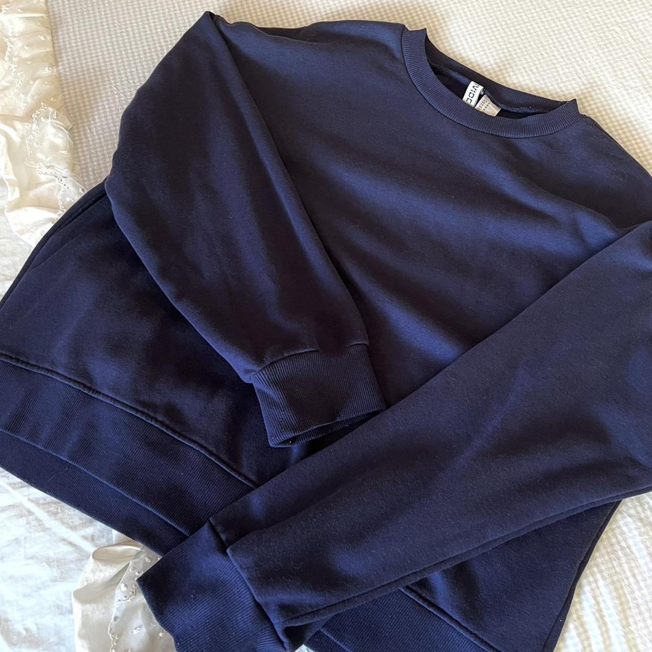Basic navy blue crew neck. 💙 fits... - Depop
