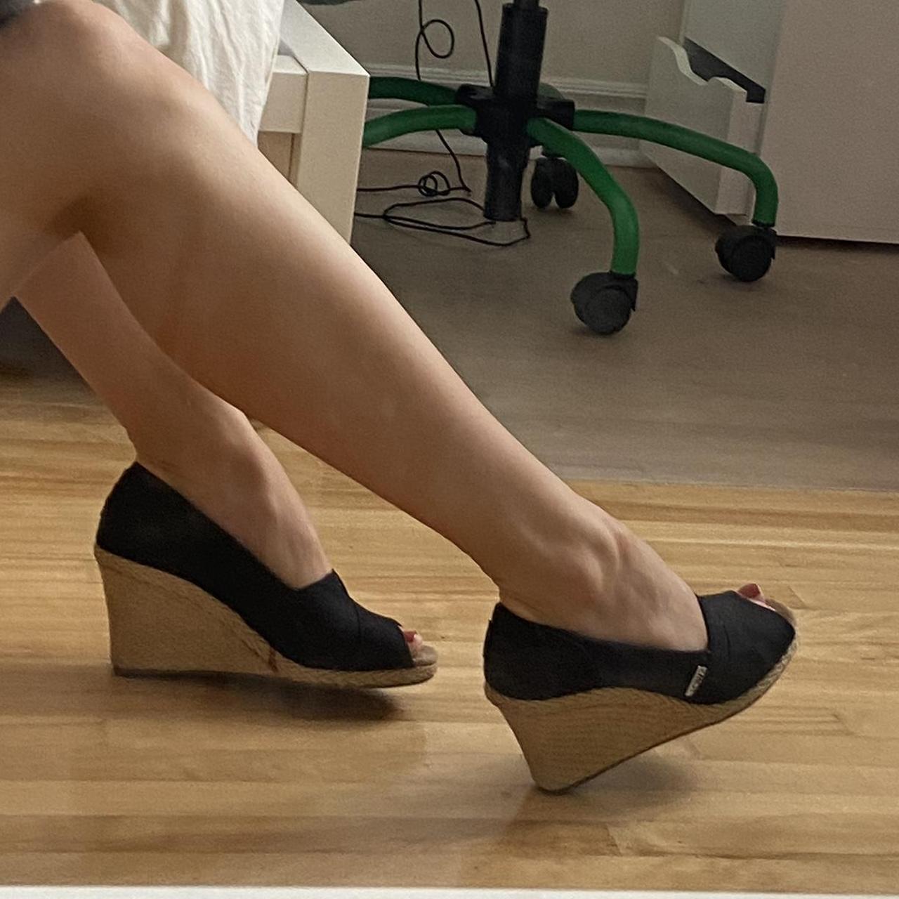 Open toes Toms heels, navy blue Super comfy Worn... - Depop