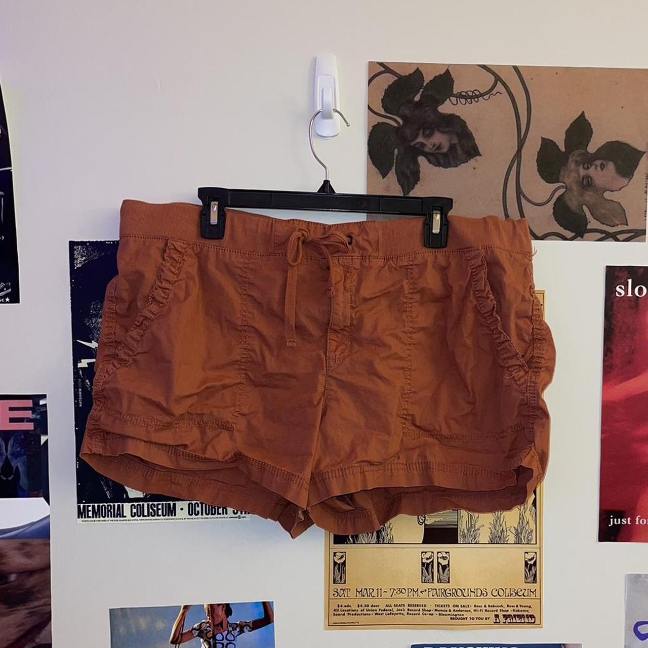 burnt orange cargo shorts perfect for summer has... - Depop
