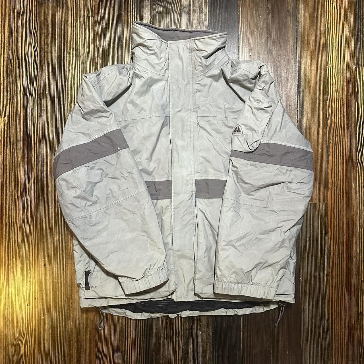 Vintage Nike ACG ski jacket Size M fits like L In... - Depop