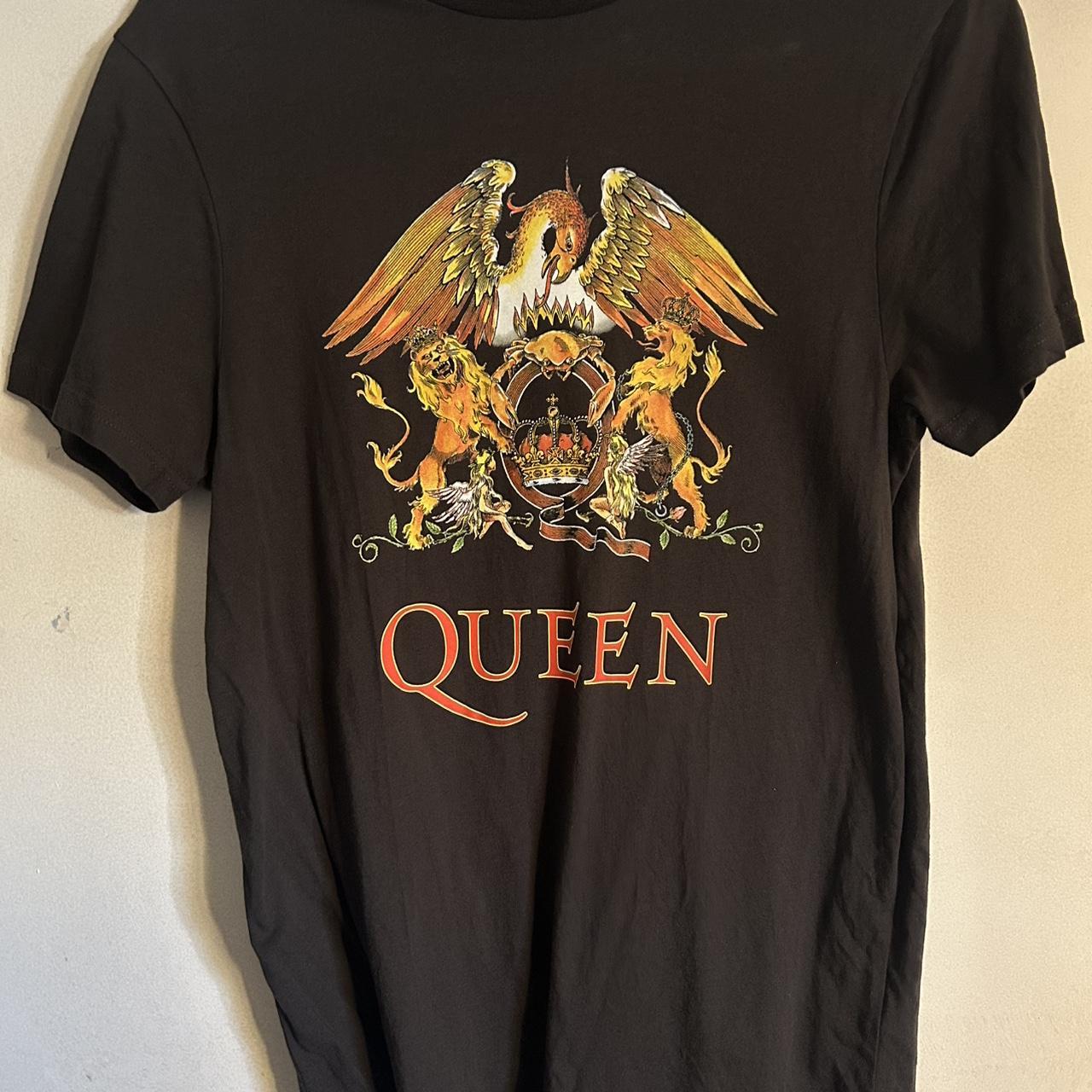 Black Queen band tee with multi-coloured graphic... | Depop