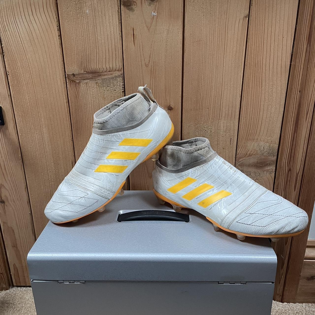 Adidas glitch elite FG football boots size... - Depop