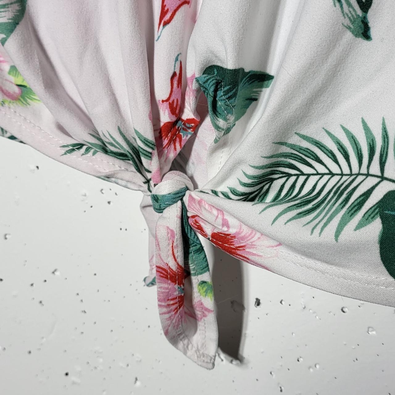 Discreet Floral Print Tie Front Top Juniors Size... - Depop