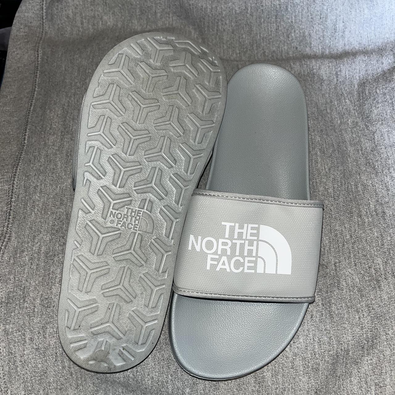 Men’s The North Face Sliders uk6 Worn handful of... - Depop