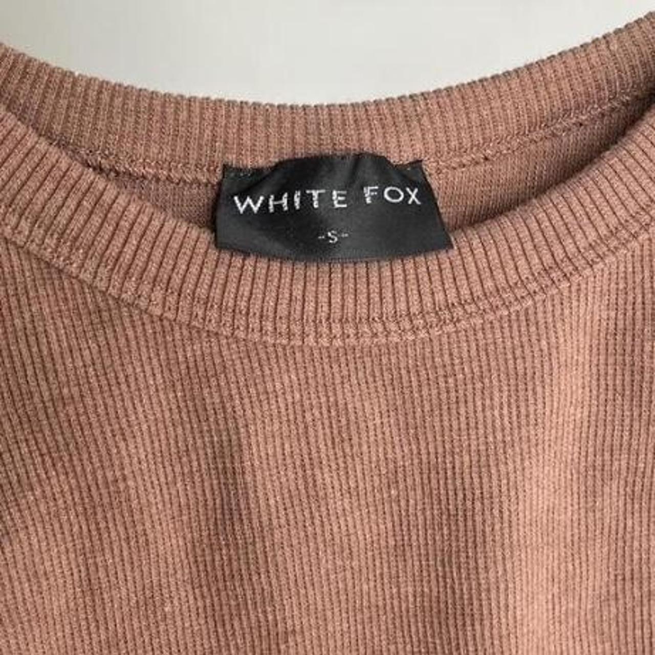 White Fox Crop, Cropped back 💗 size, small really... - Depop