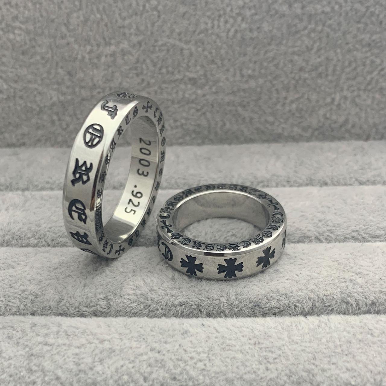 Chrome Hearts Men's White and Black Jewellery | Depop