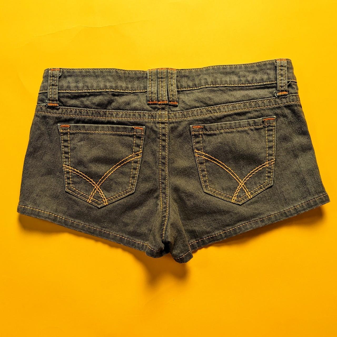 🤎 Brown denim short shorts from wet seal. Trendy... - Depop