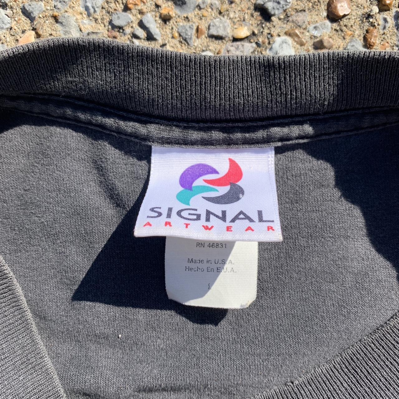 Vintage 1995 Roadrunner and Coyote all-over black... - Depop