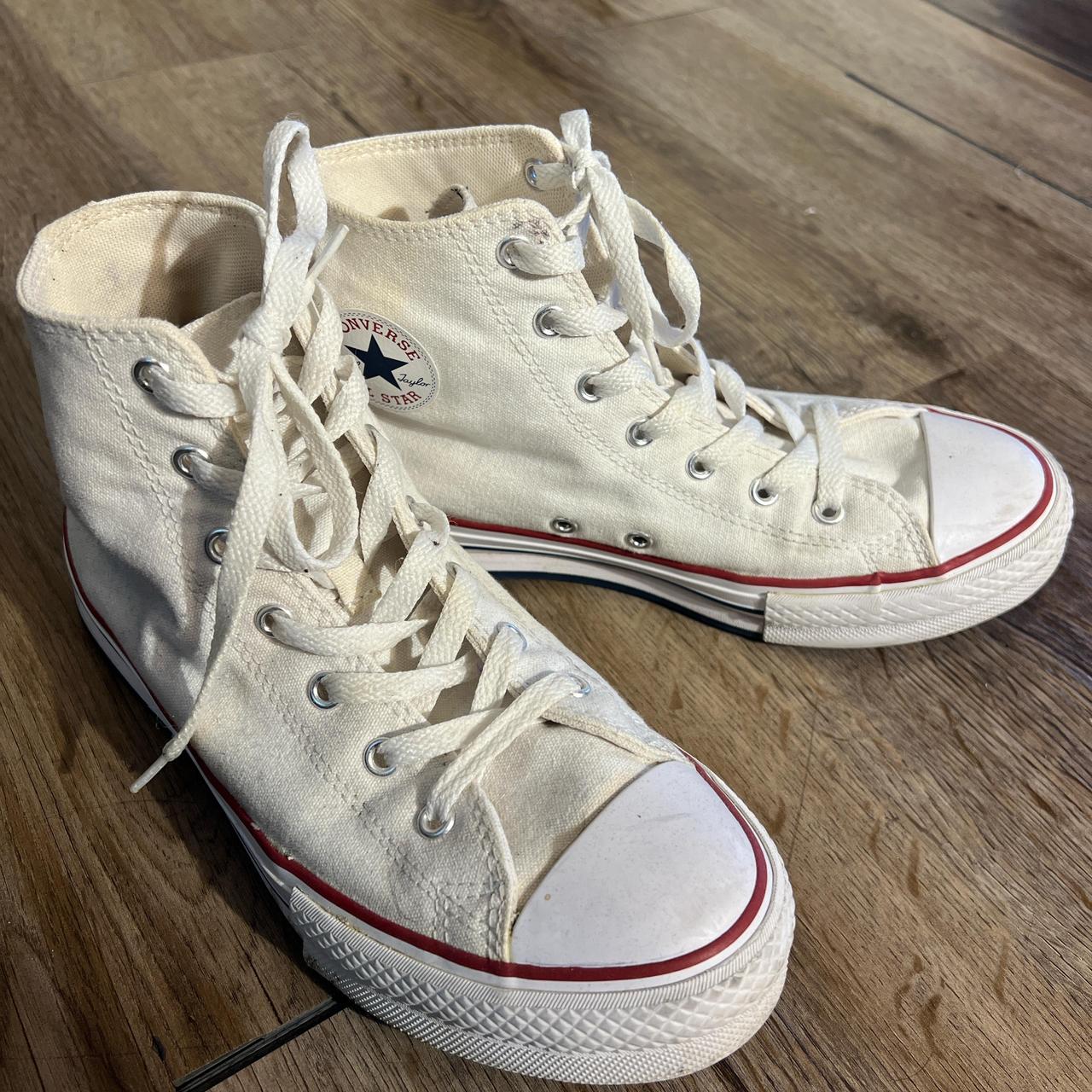 White classic converse shoes Junior size 6 - Depop